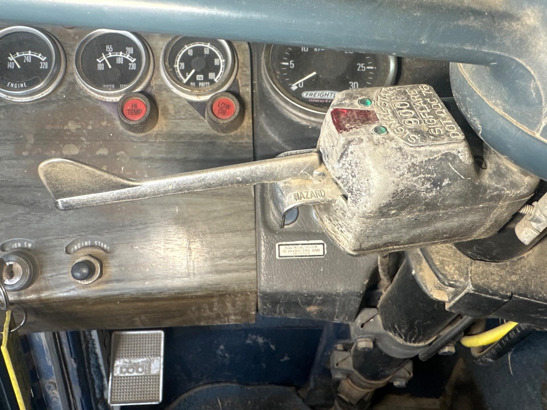 VERIFY | Freightliner FLT Turn Signal/Column Switch for Sale