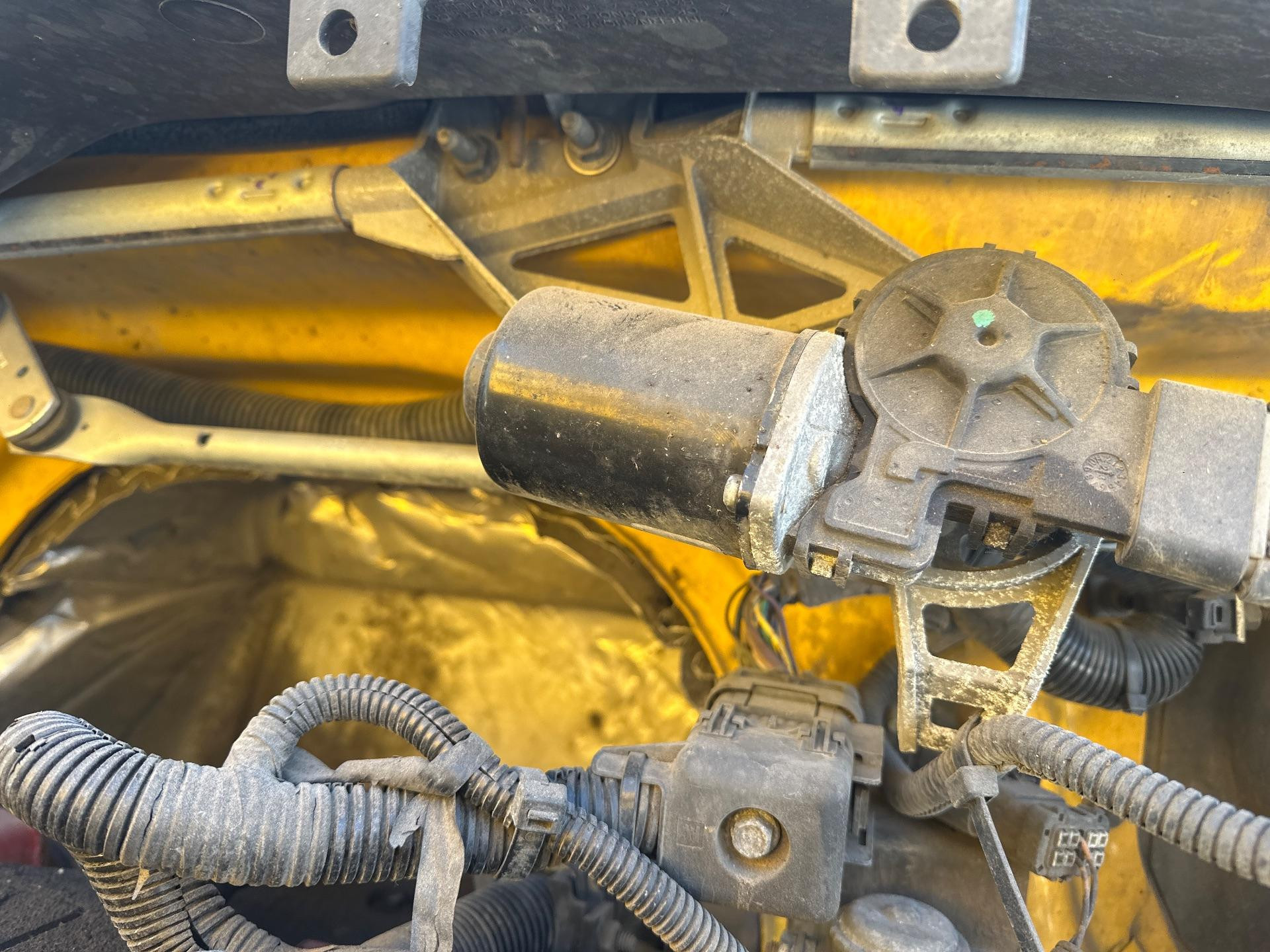 International DURASTAR (4300) Windshield Wiper Motor for Sale