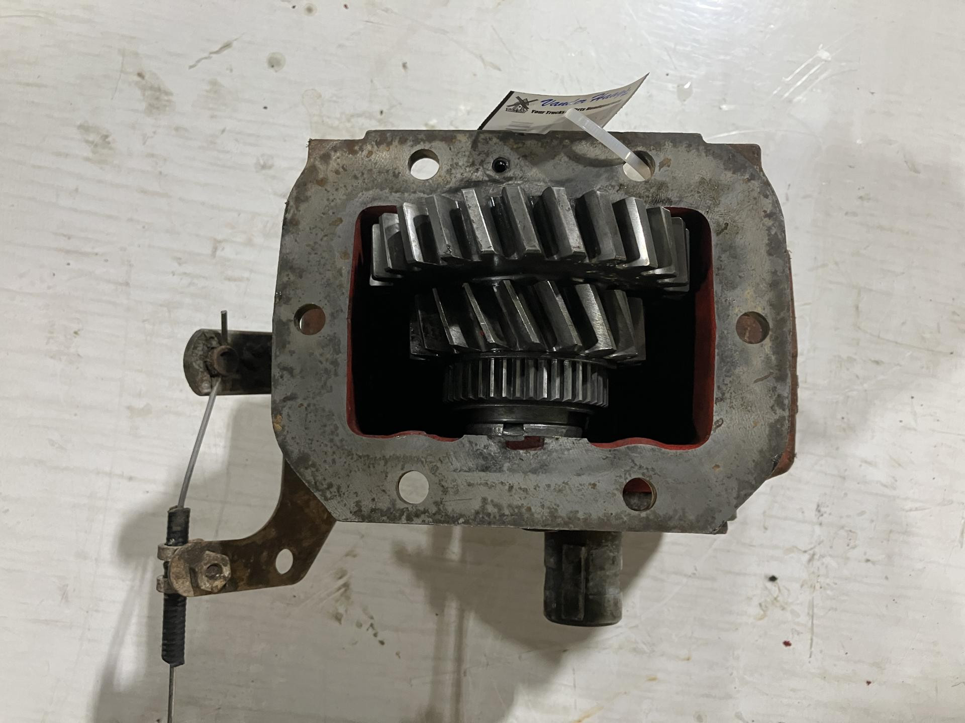 442LQFNXW5XD | Spicer ESO66-7B PTO | Power Take Off for Sale