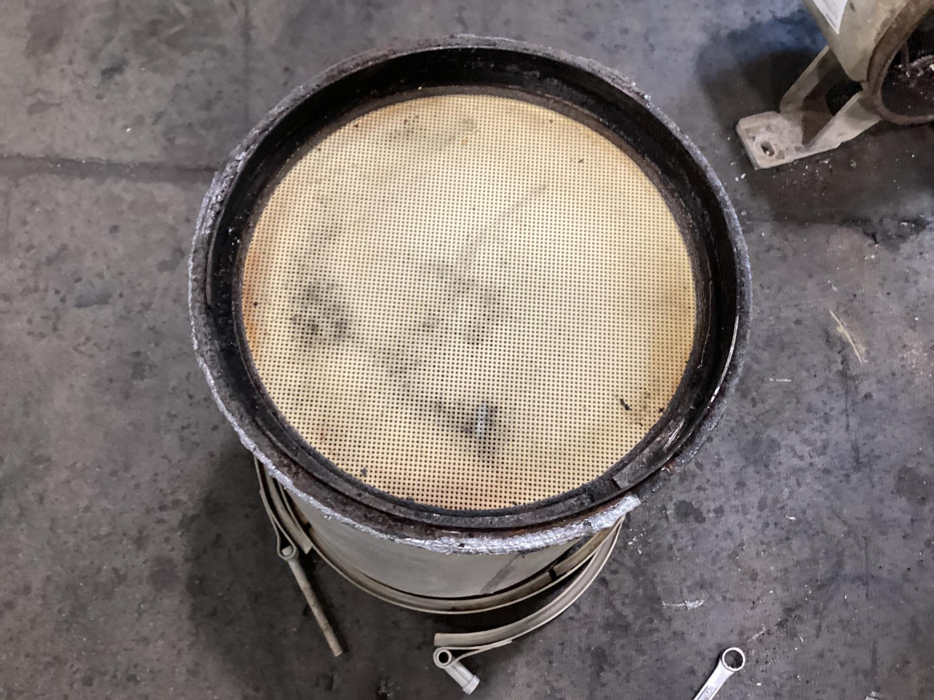 Paccar PX8 Exhaust DPF Filter for Sale