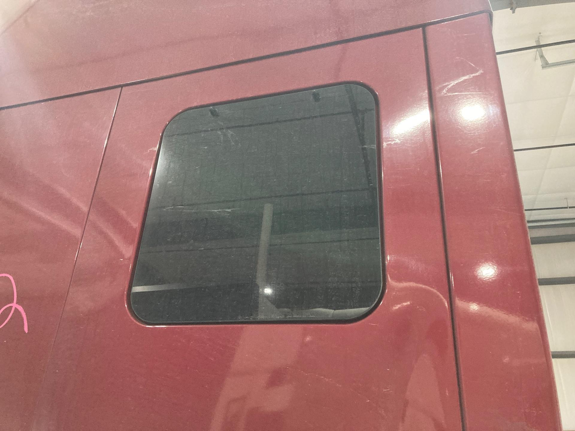 Mack ANTHEM (AN) Sleeper Window for Sale