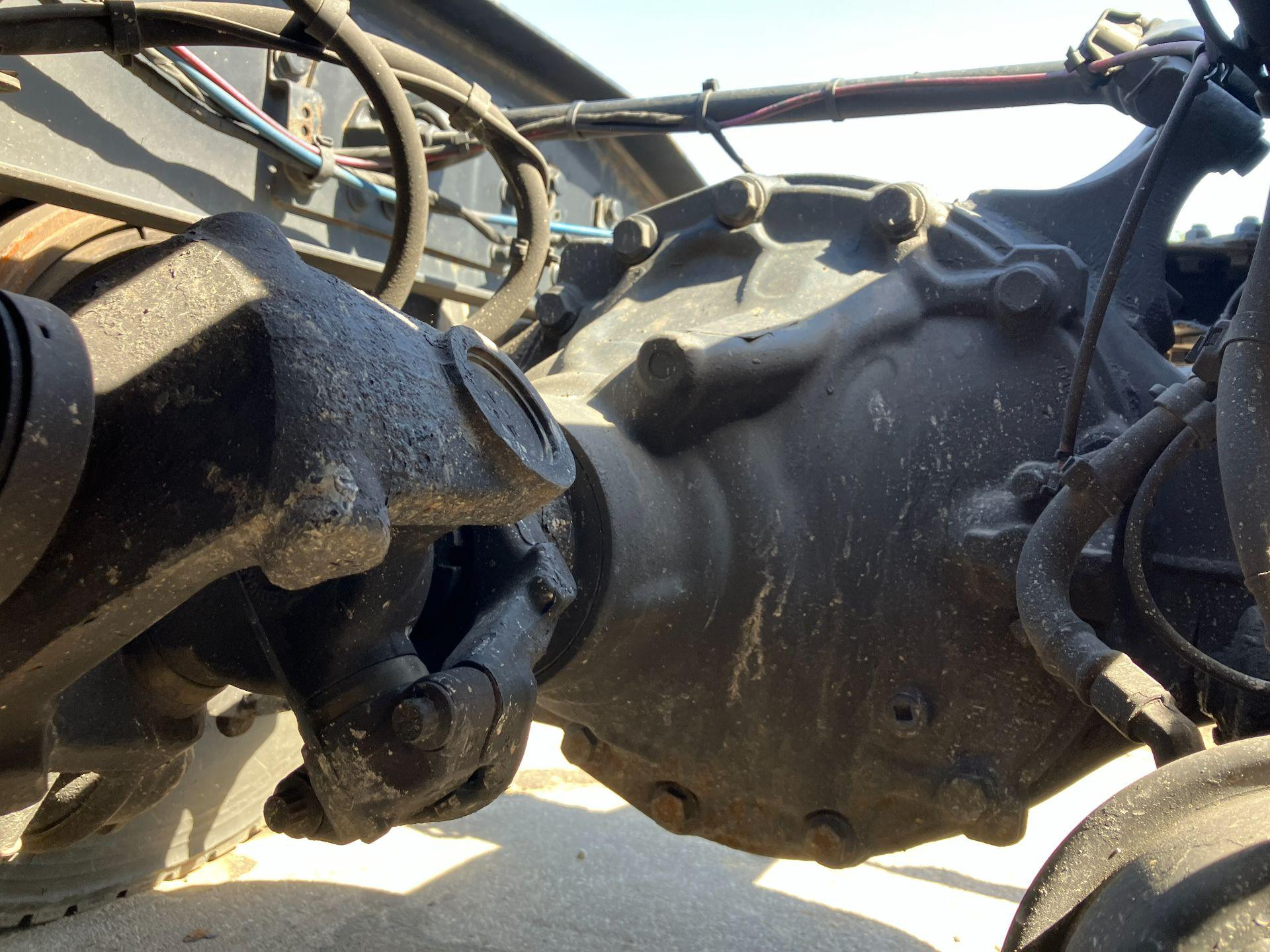Detroit DART-400-4N Rear Differential | Carrier Assembly for Sale
