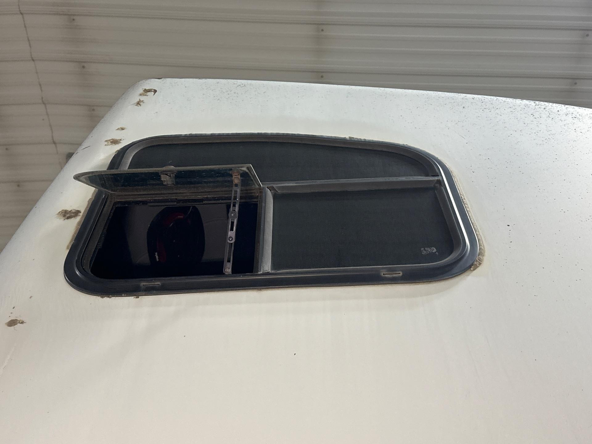 A18-30168-001 | Freightliner FLD112 Sleeper Window for Sale