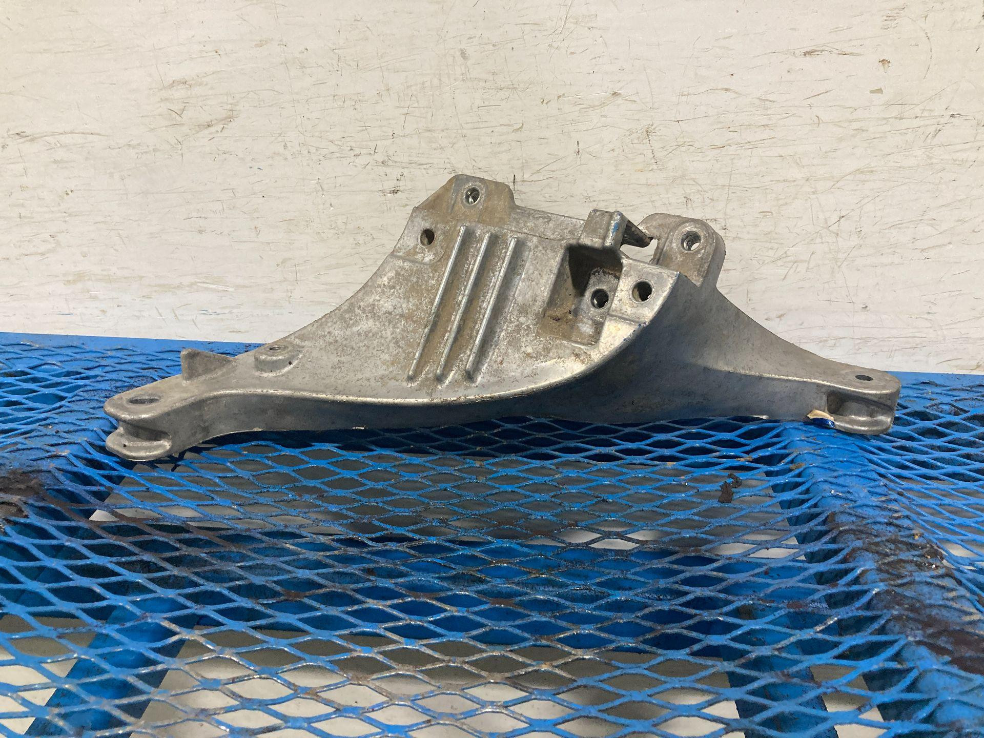 D11-1503 | Peterbilt 567 Brackets, Misc for Sale