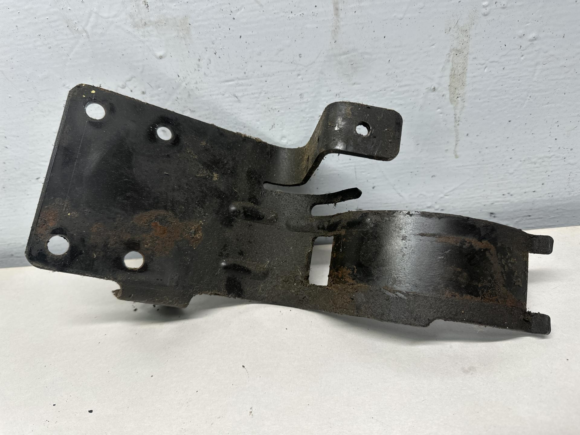 N/A | GMC C5500 Brackets, Misc for Sale