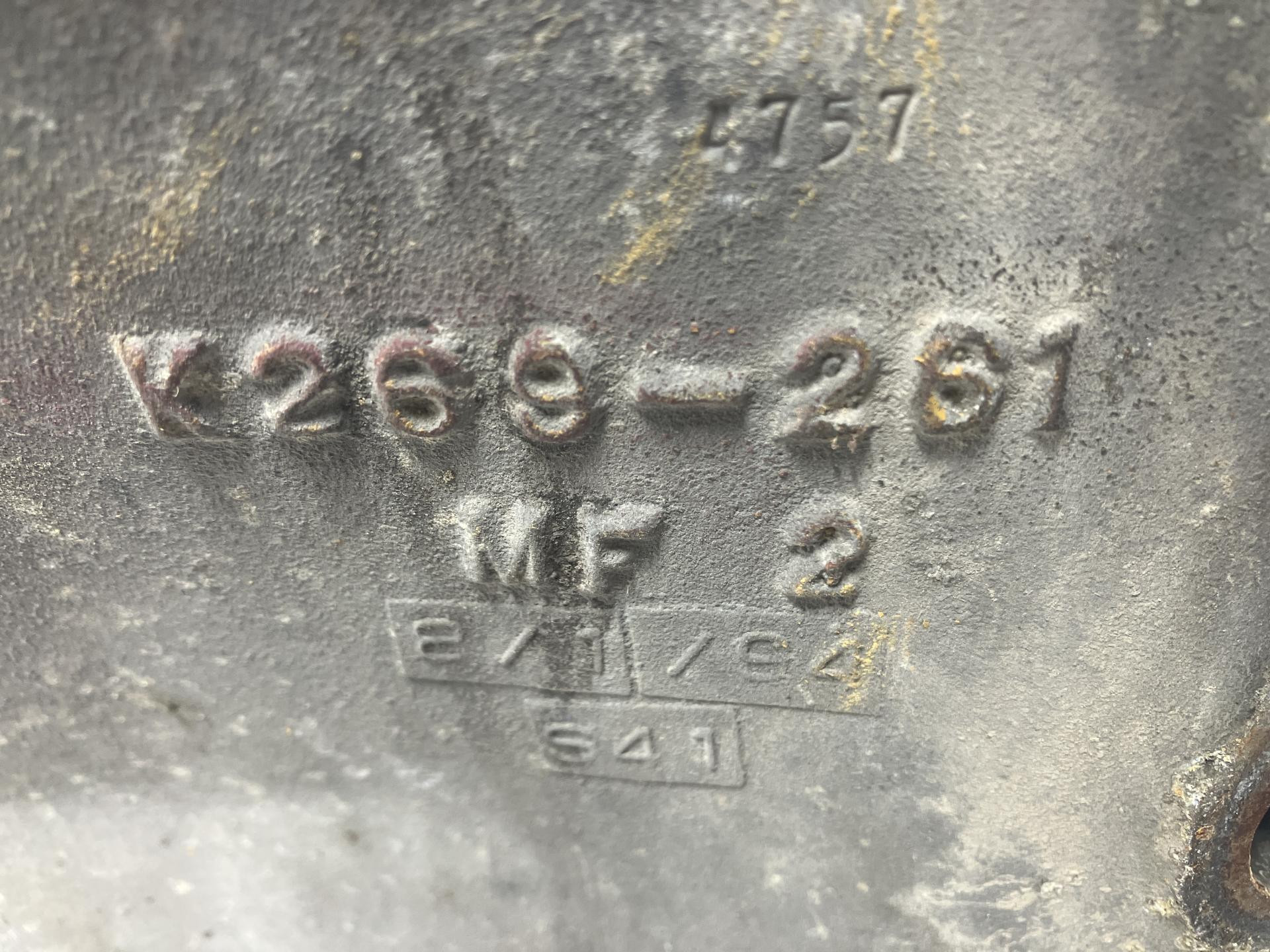 K269-261 | Kenworth T600 Brackets, Misc for Sale