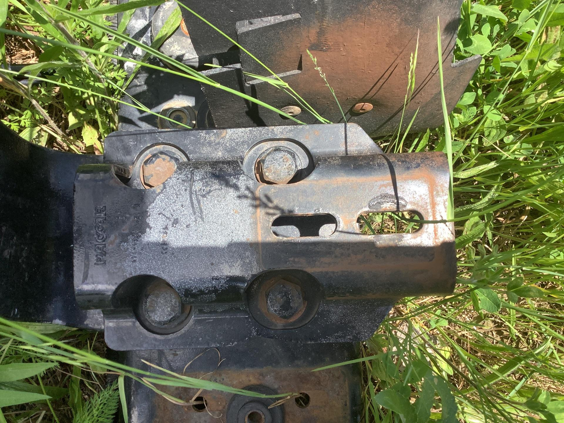 A11-1524 | Kenworth T660 Brackets, Misc for Sale