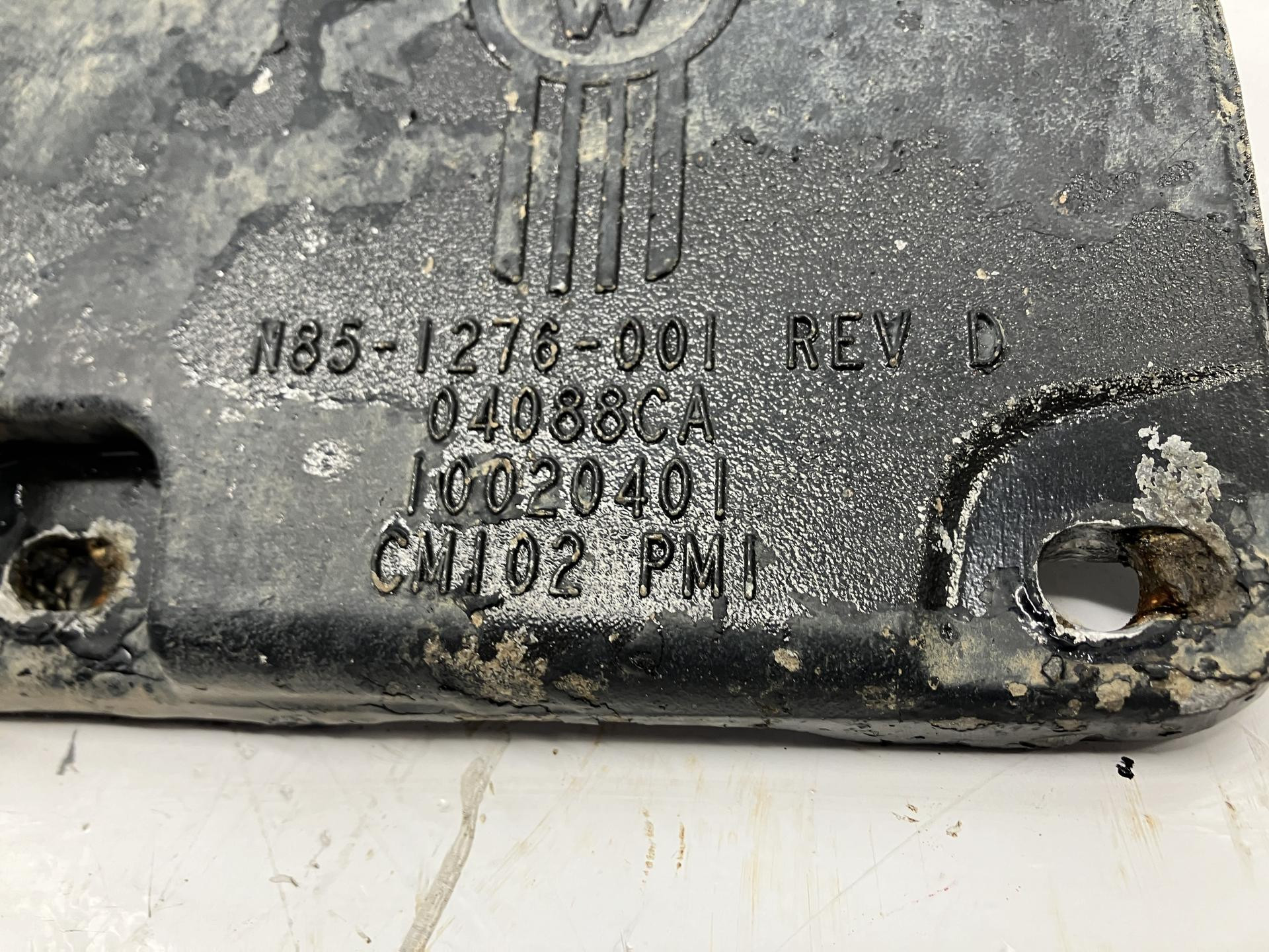 N85-1276-001 | Kenworth T680 Brackets, Misc for Sale