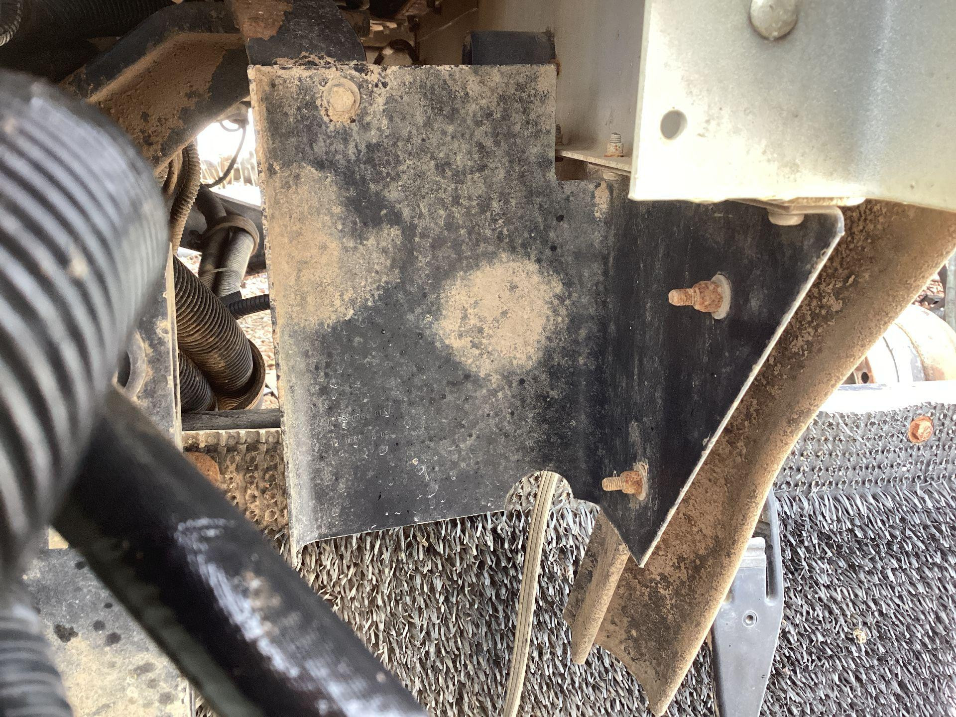 k275-6963 | Kenworth T800 Brackets, Misc for Sale