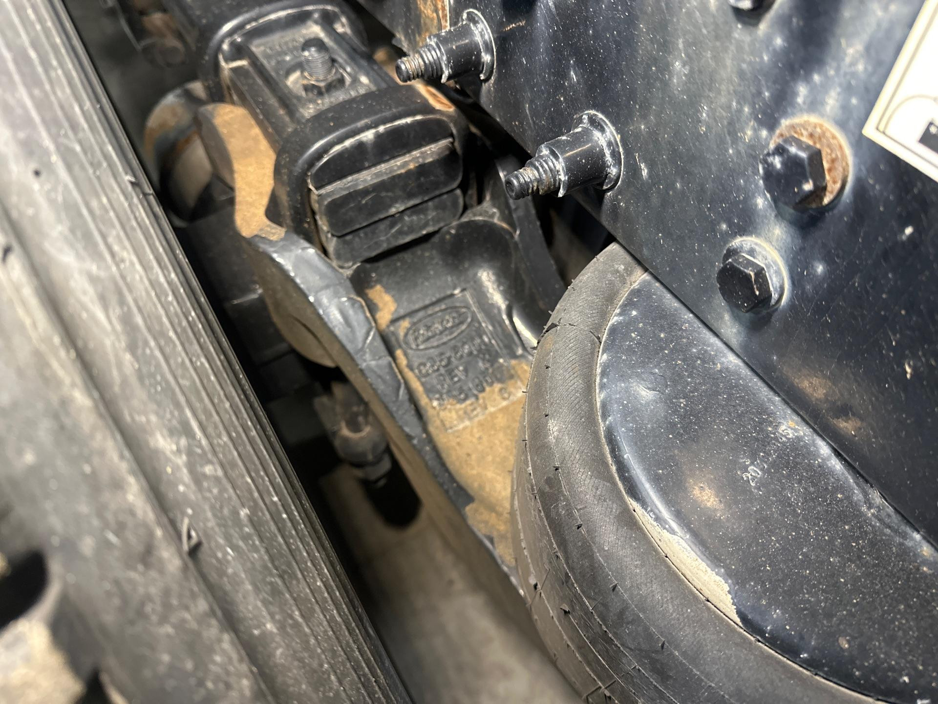 Peterbilt 579 Suspension Air Spring Pedestal for Sale