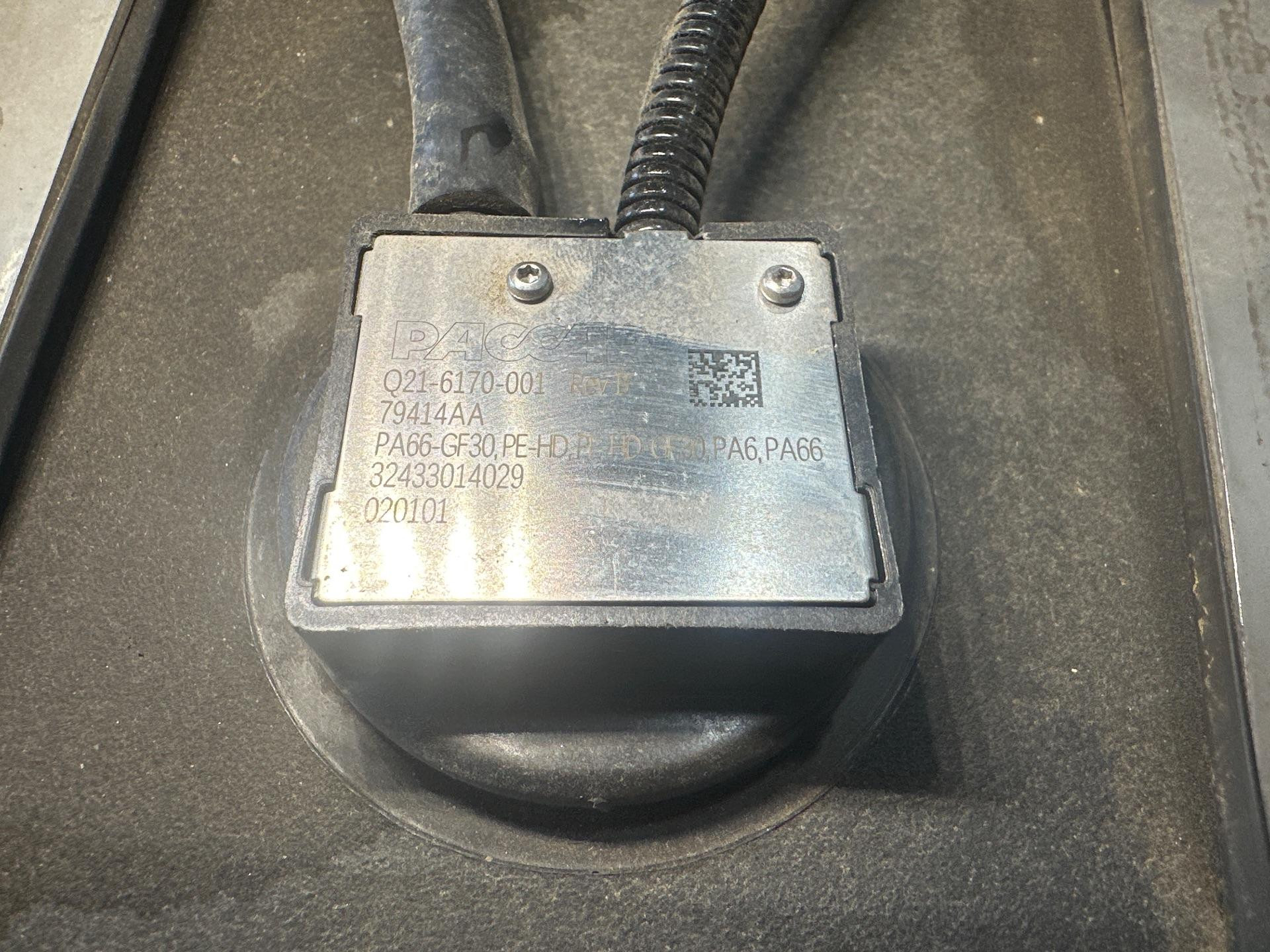 Q21-6170-001 | Peterbilt 337 DEF Sensor for Sale