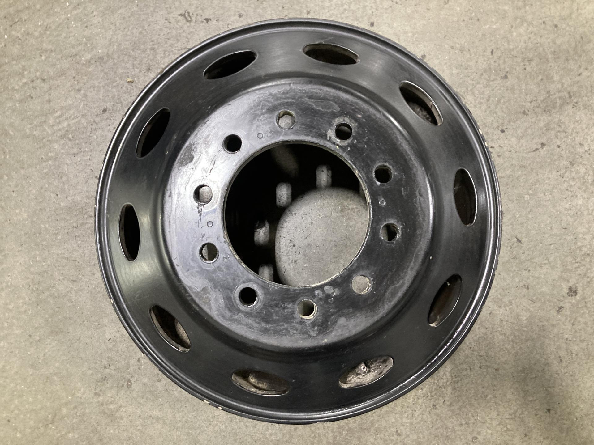 Pilot 24.5 ALUM Wheel for Sale