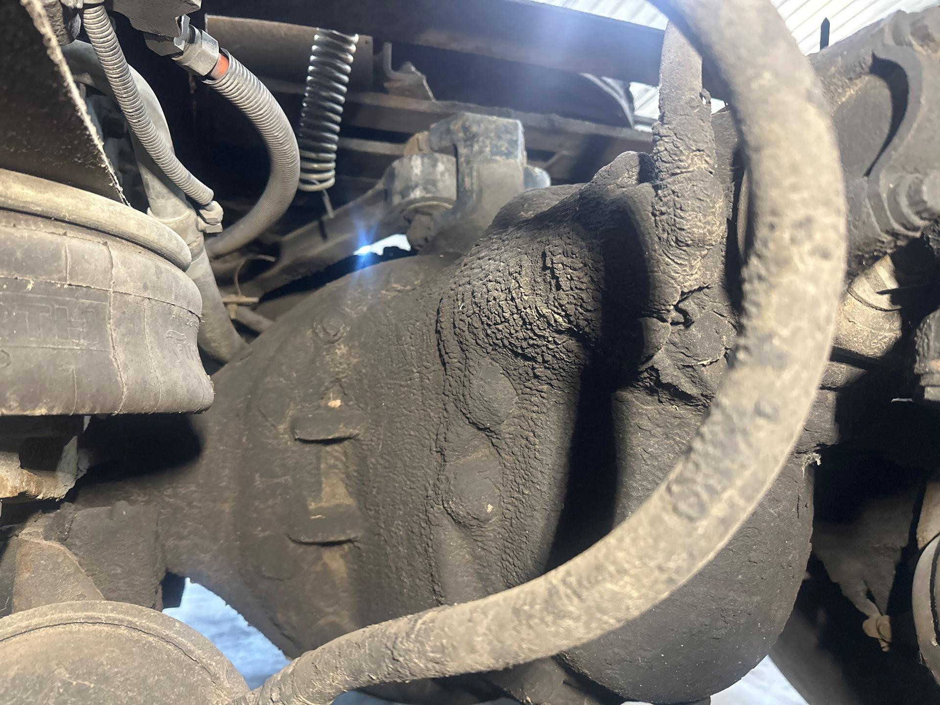 214859 | Eaton DS404 Front Carrier | Differential Assembly for Sale