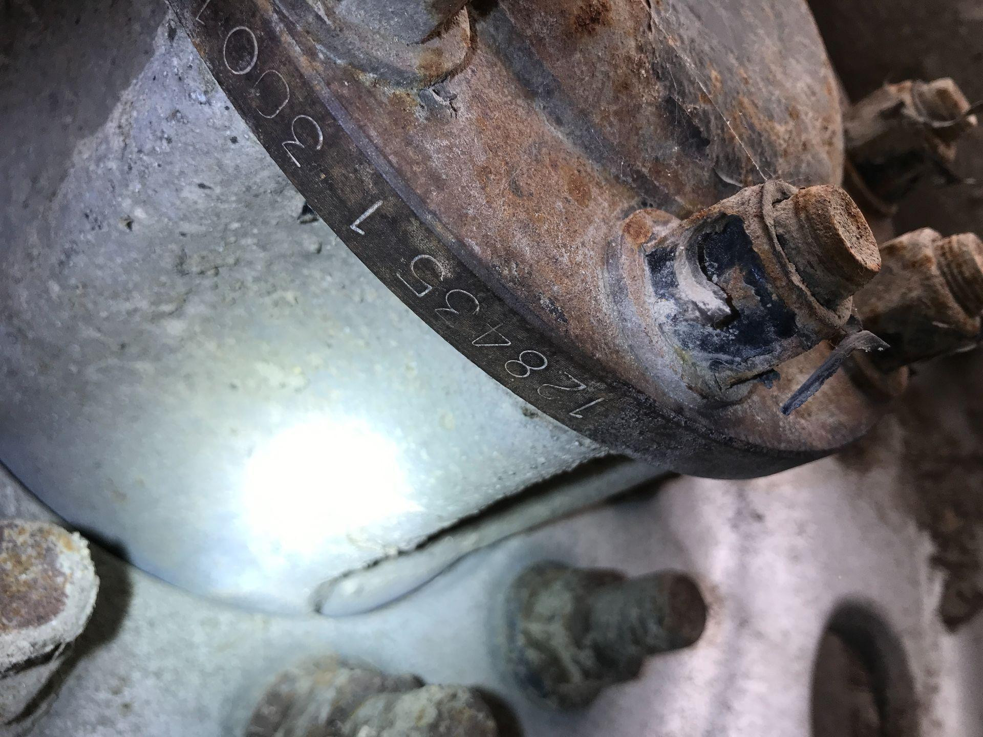 Eaton 128435 Axle Shaft for Sale