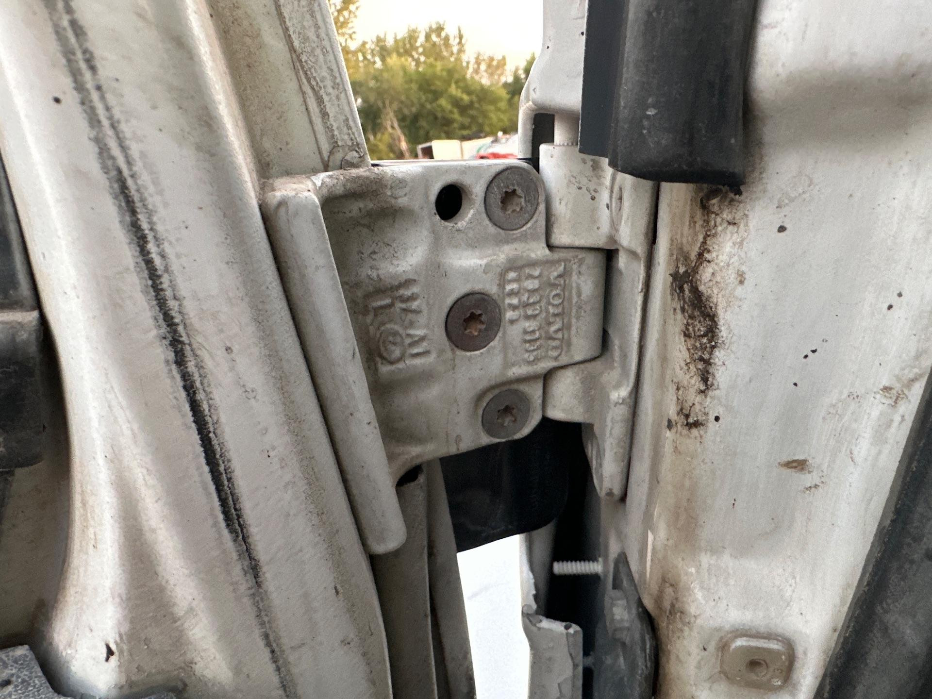Volvo VHD Door Hinge, Front for Sale