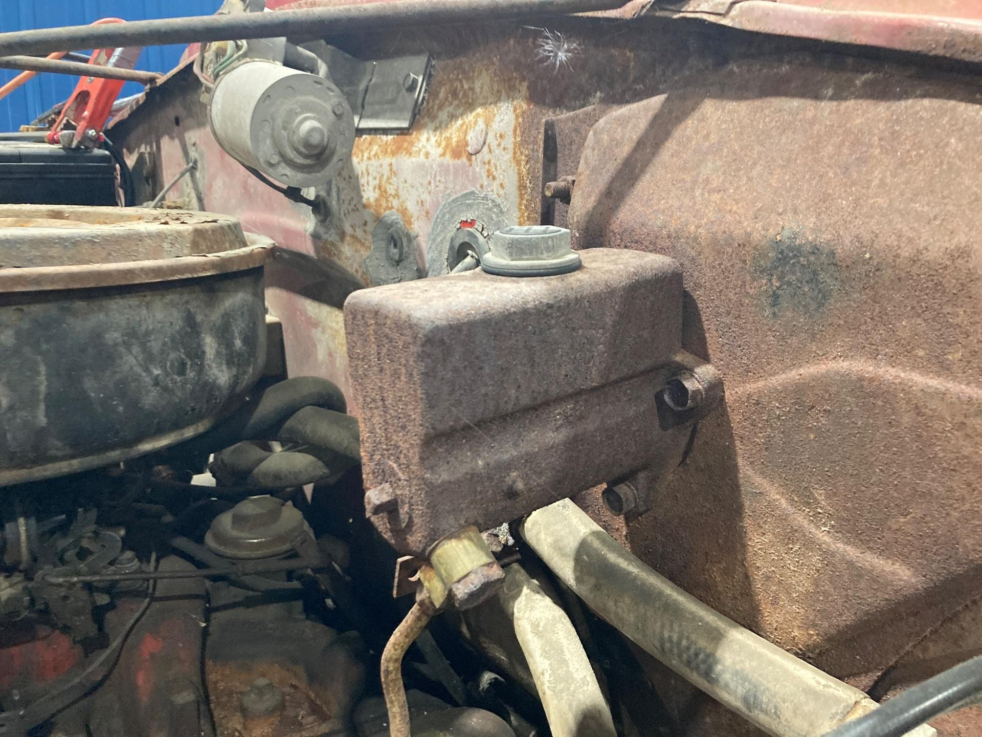 International 1600 LOADSTAR Master Cylinder for Sale