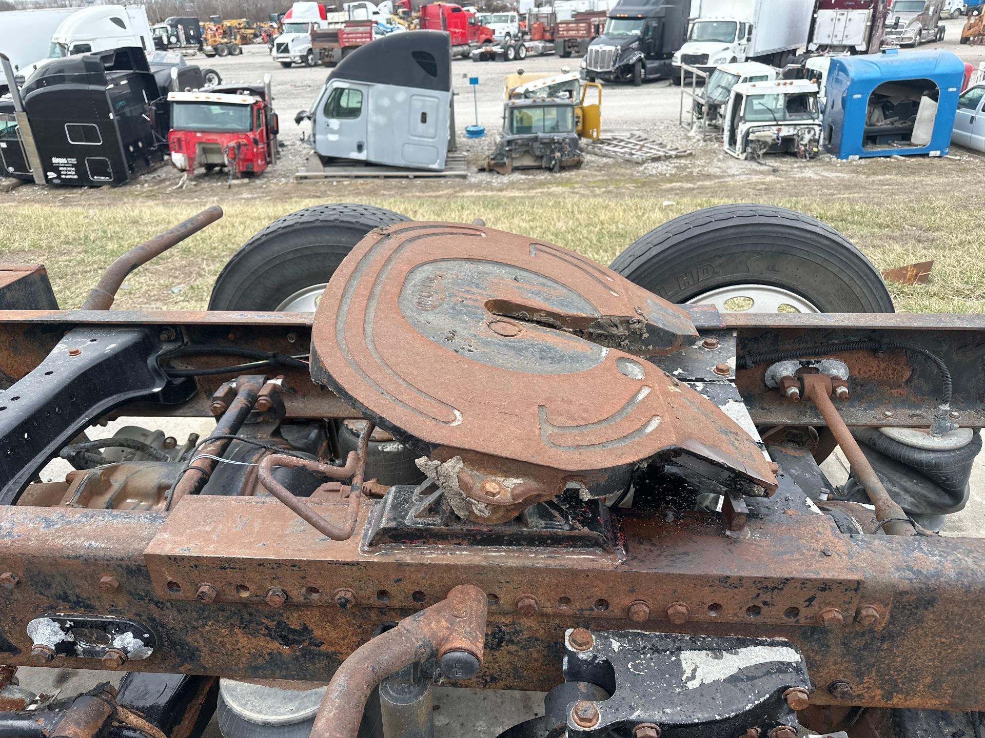 Holland FW8-8002T2L Fifth Wheel for Sale