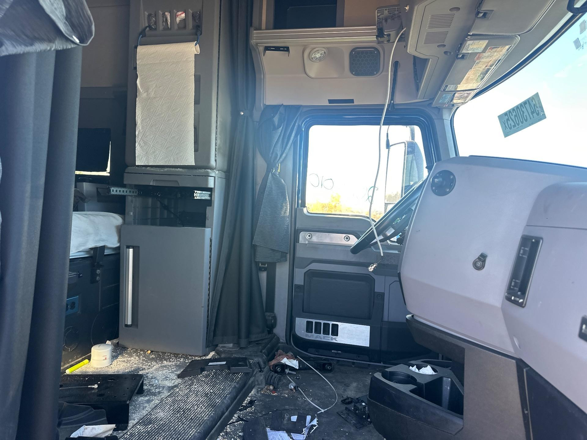 Mack ANTHEM (AN) Cab Assembly for Sale