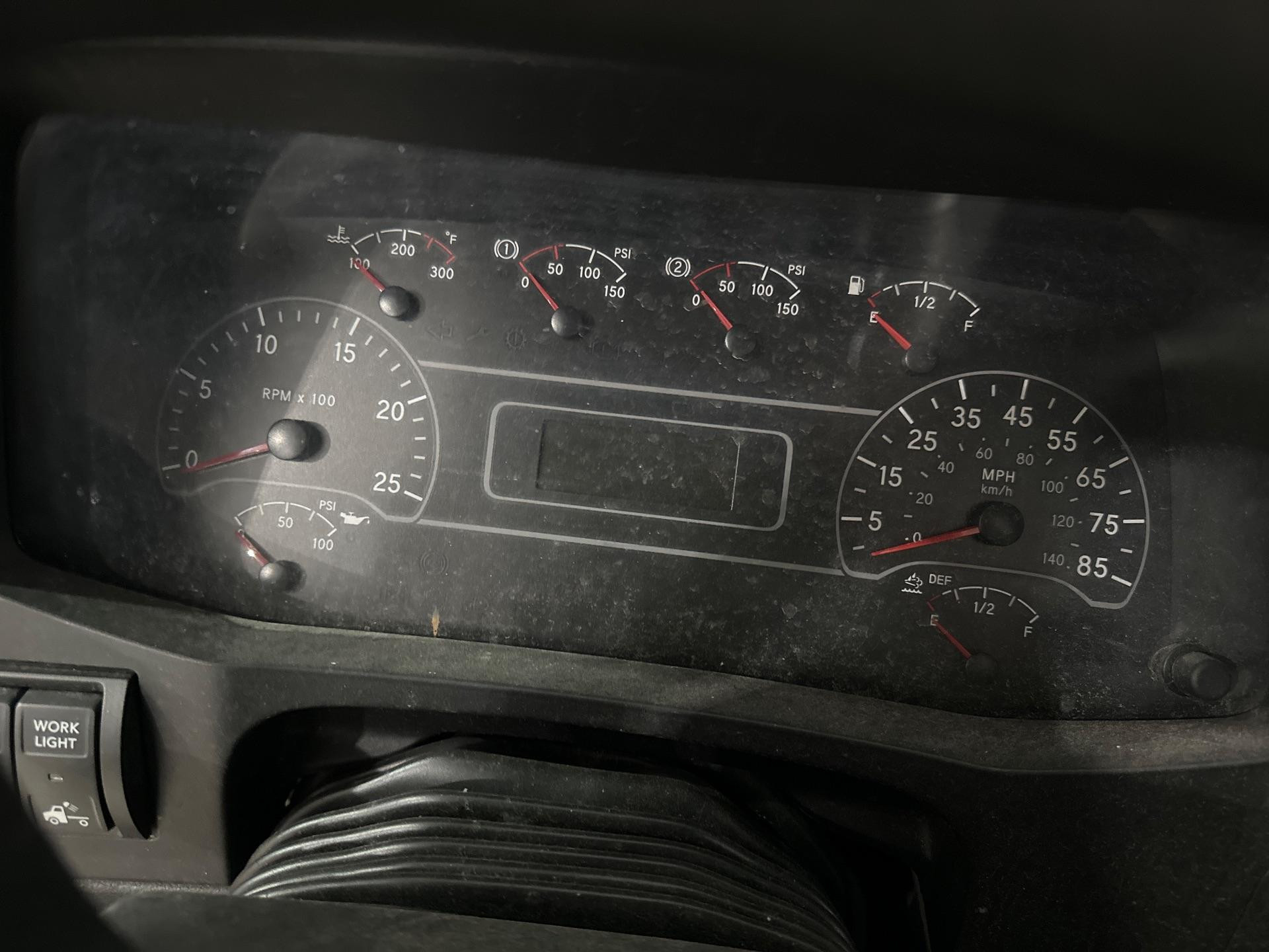4062877C1 | International LT Speedometer Instrument Cluster for Sale