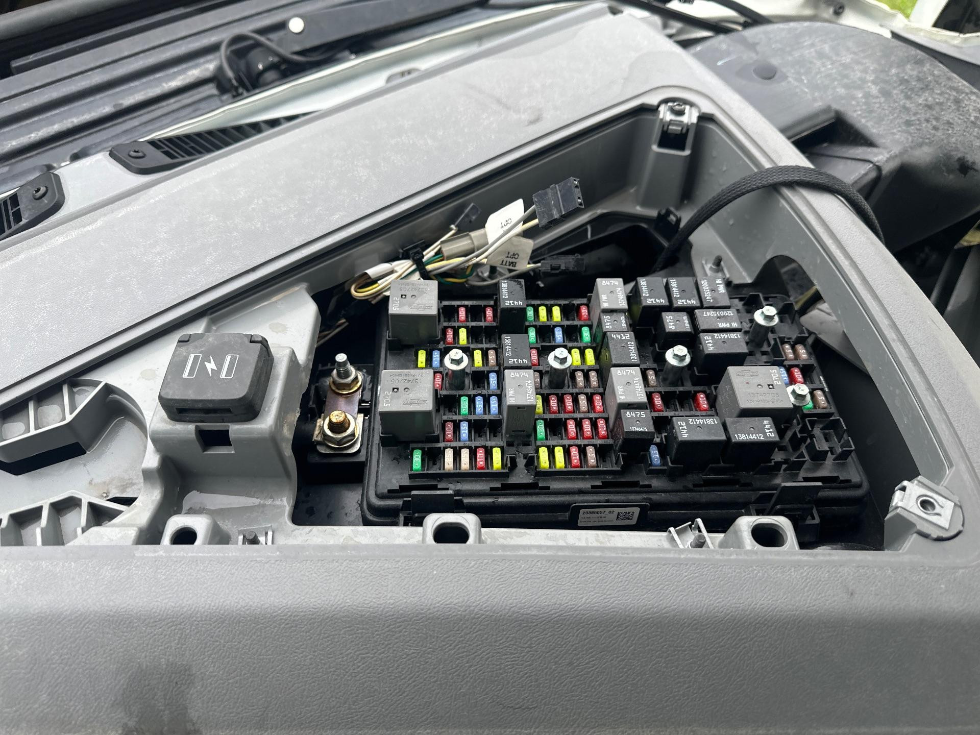 Mack PINNACLE Fuse Box for Sale