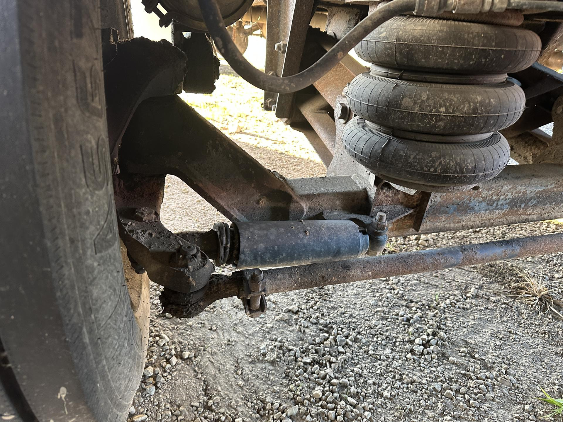 Hendrickson SCT13 Lift (Tag / Pusher) Axle for Sale