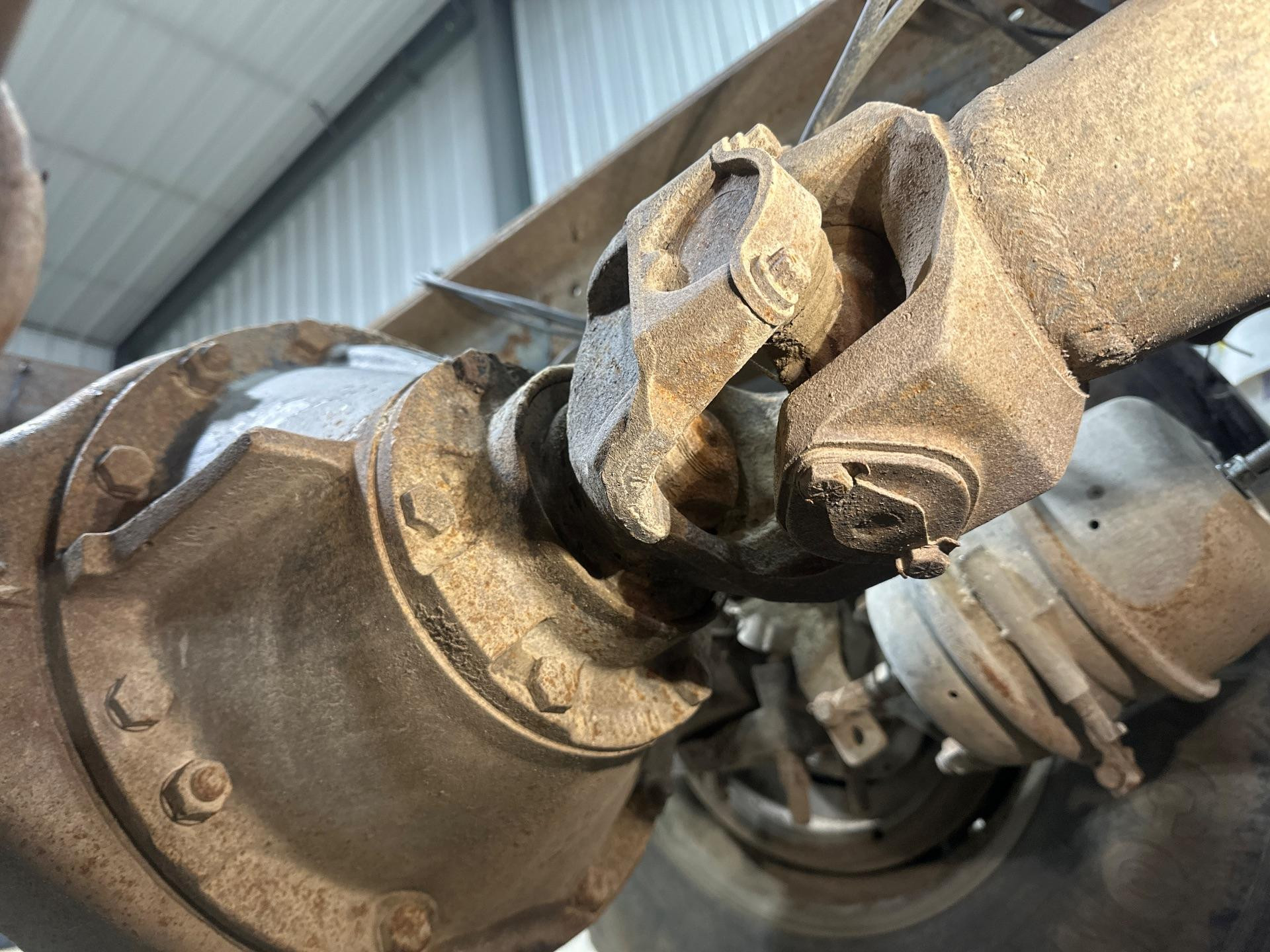 Eaton RS404 Rear Differential | Carrier Assembly for Sale