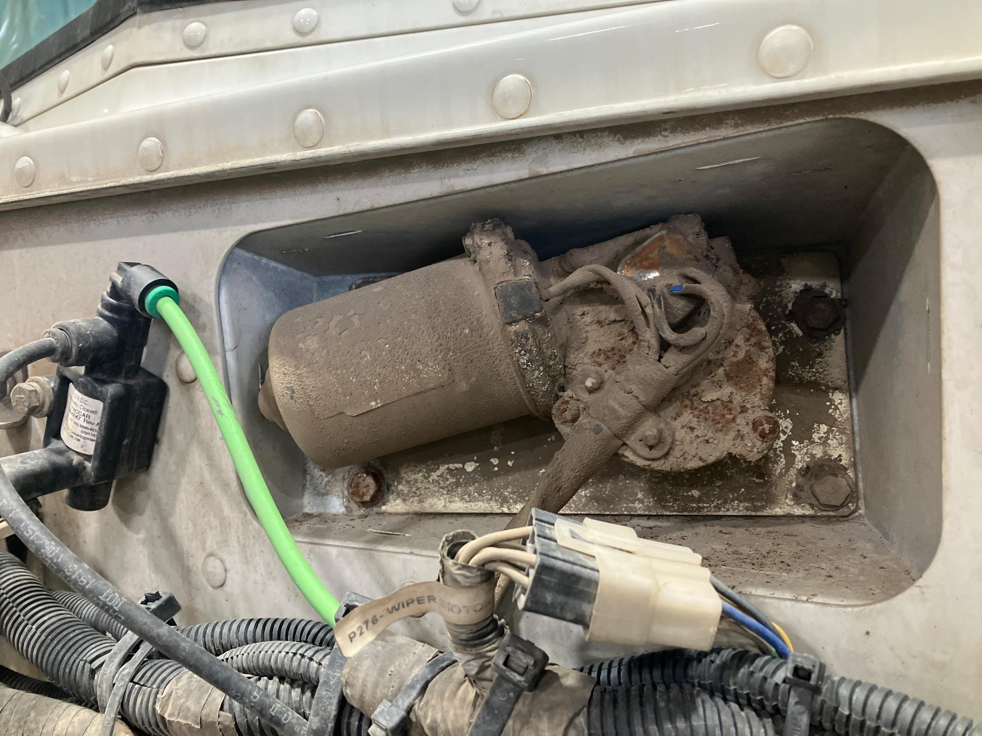 Peterbilt 382 Windshield Wiper Motor for Sale