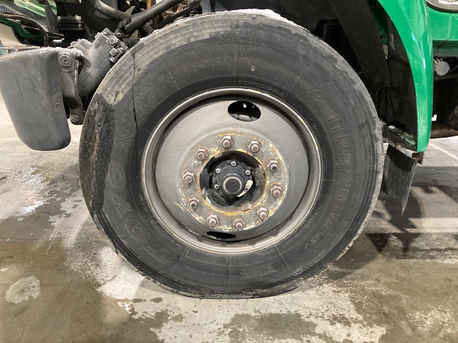 Spicer I-100 Front Axle Assembly for Sale