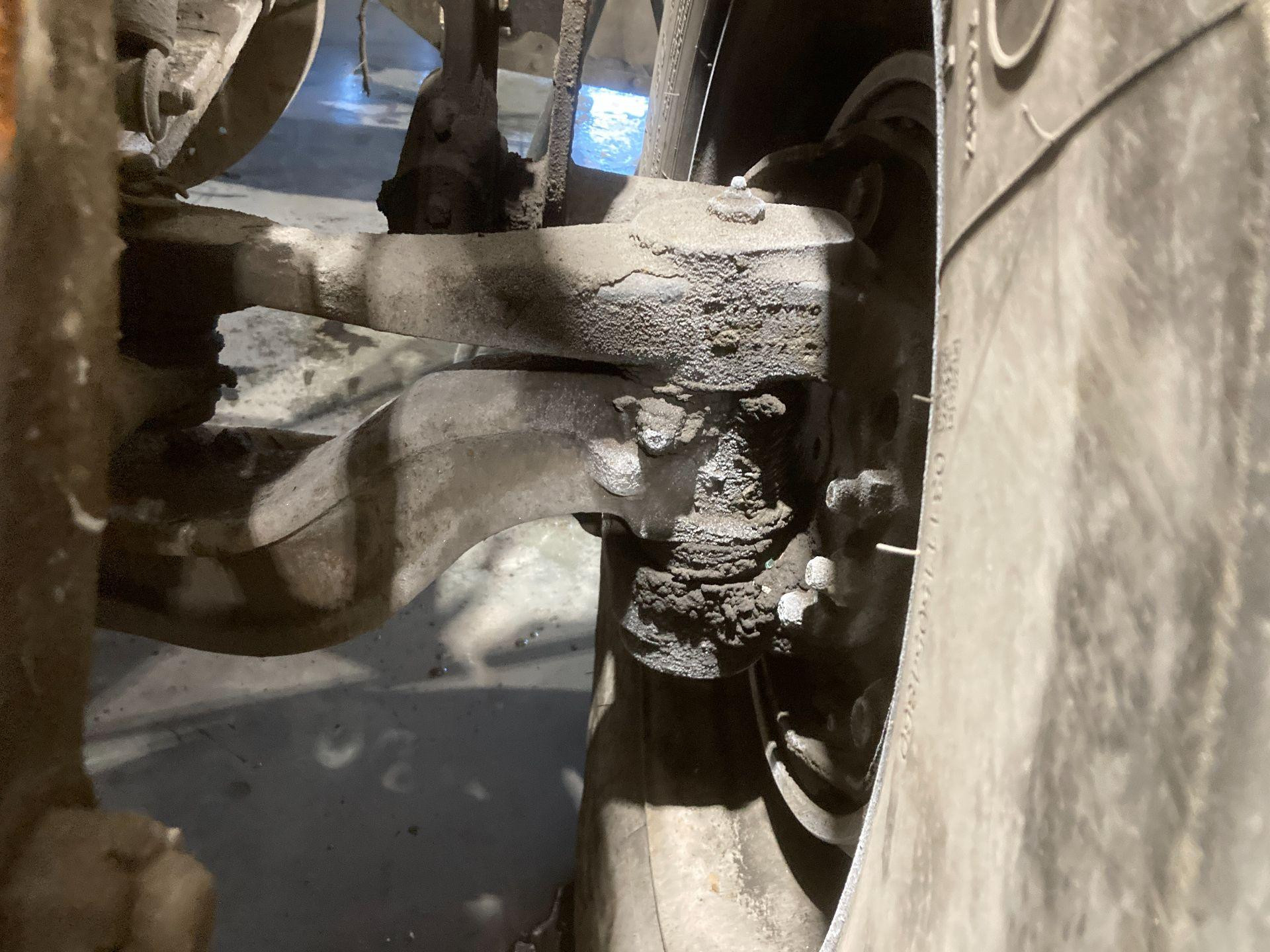 Eaton E-1200I Front Axle Assembly for Sale