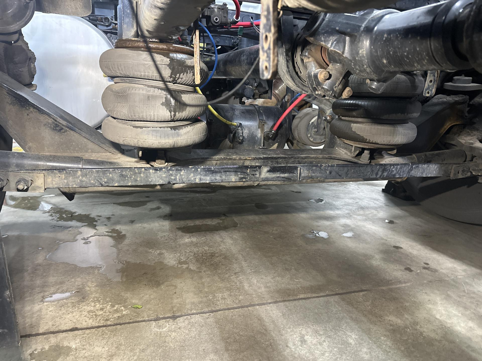 Hendrickson SC13 Lift (Tag / Pusher) Axle for Sale