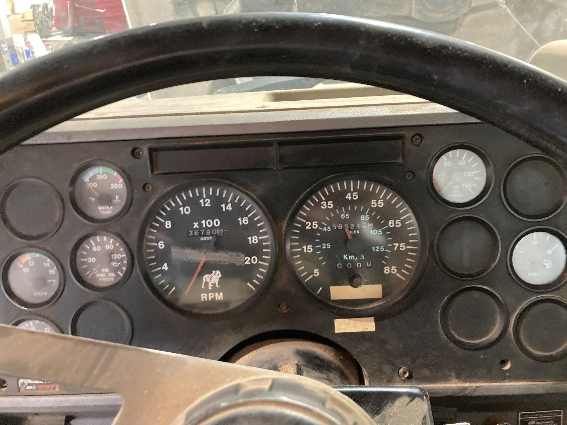 Mack CH600 Speedometer Instrument Cluster for Sale