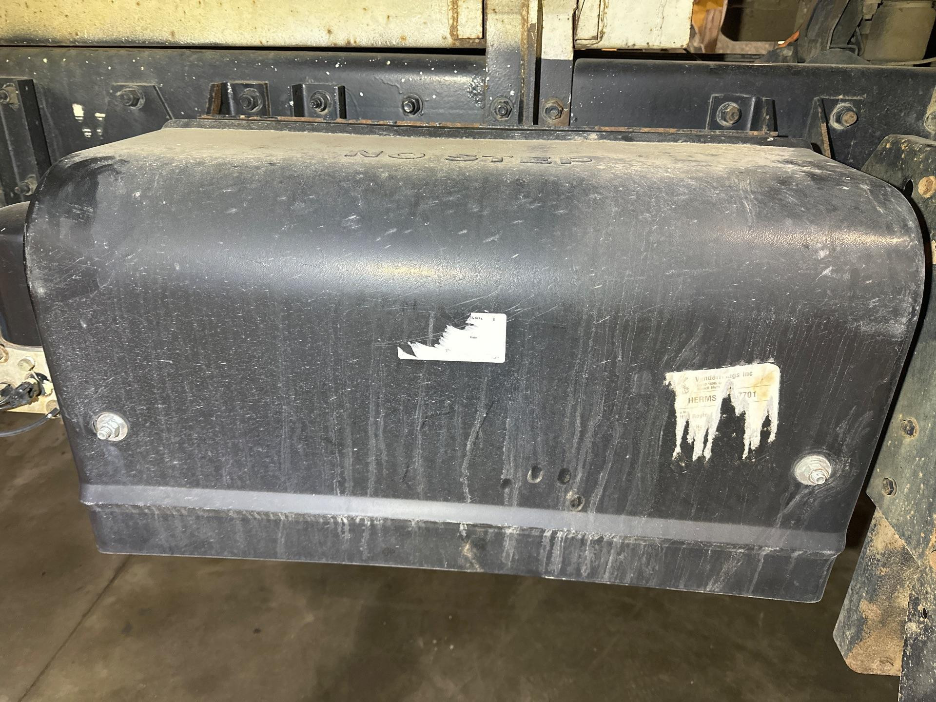 Kenworth T800 Battery Box for Sale