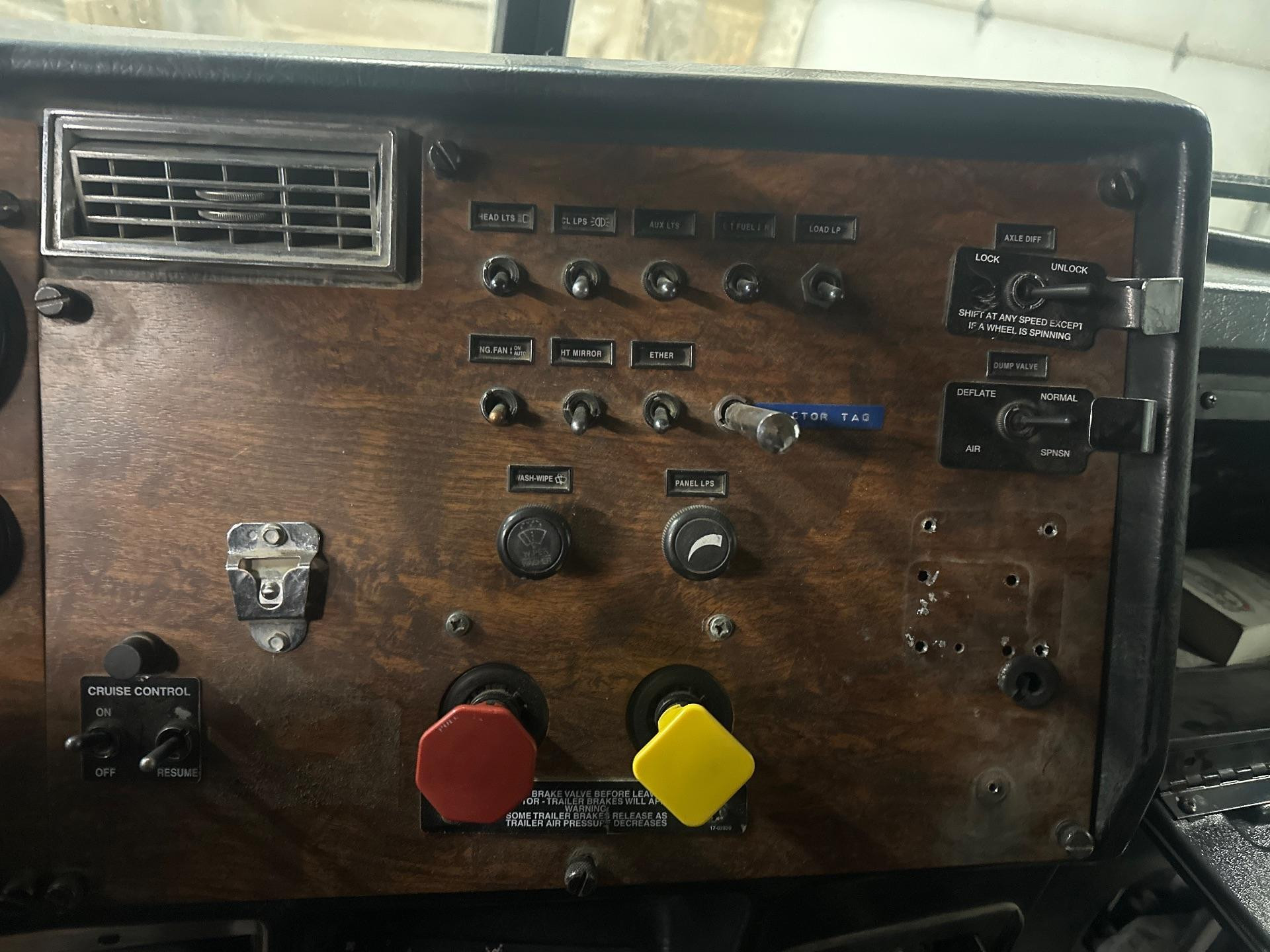 Peterbilt 377 Dash Panel for Sale