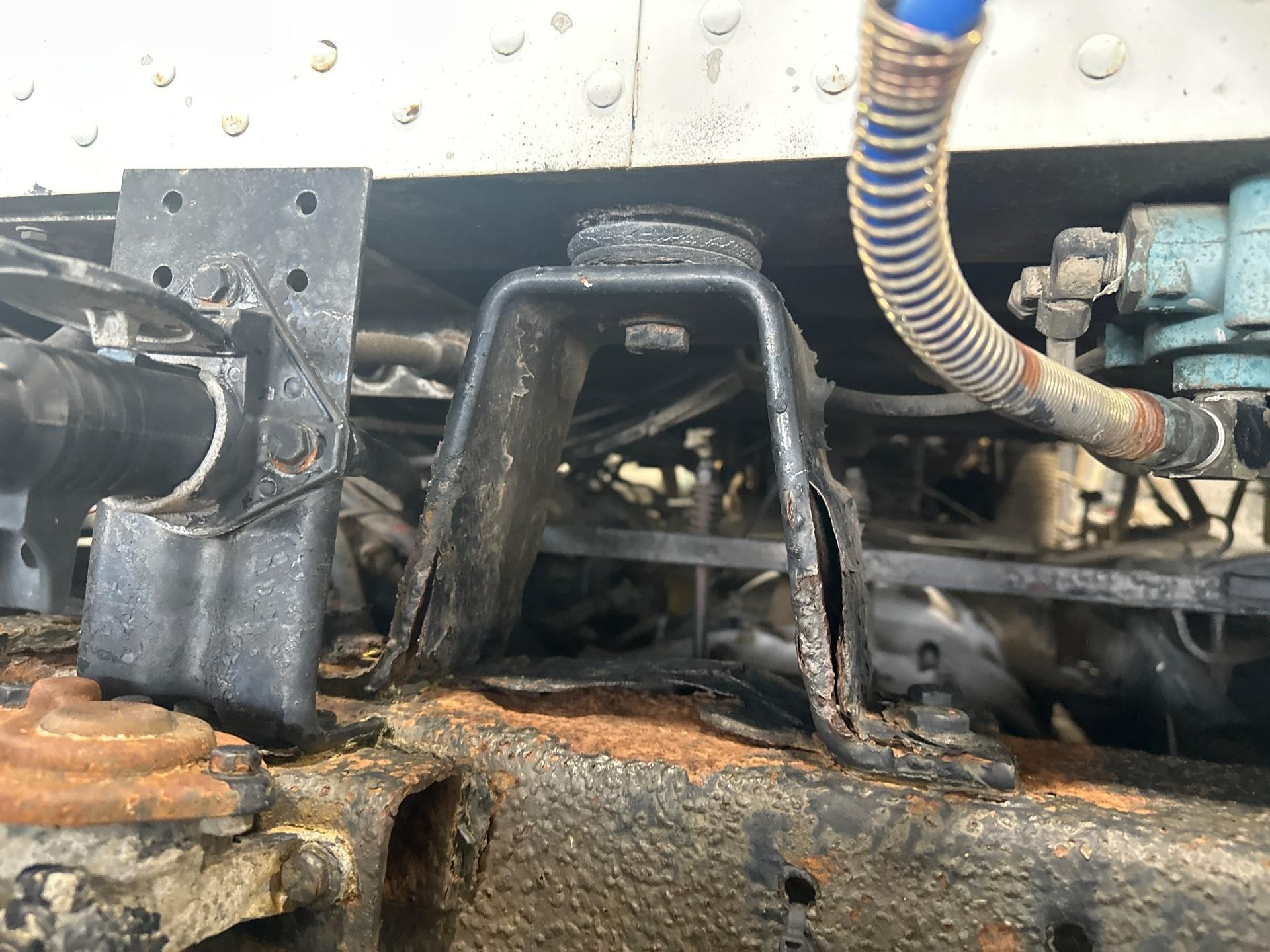 Peterbilt 375 Cab Suspension for Sale