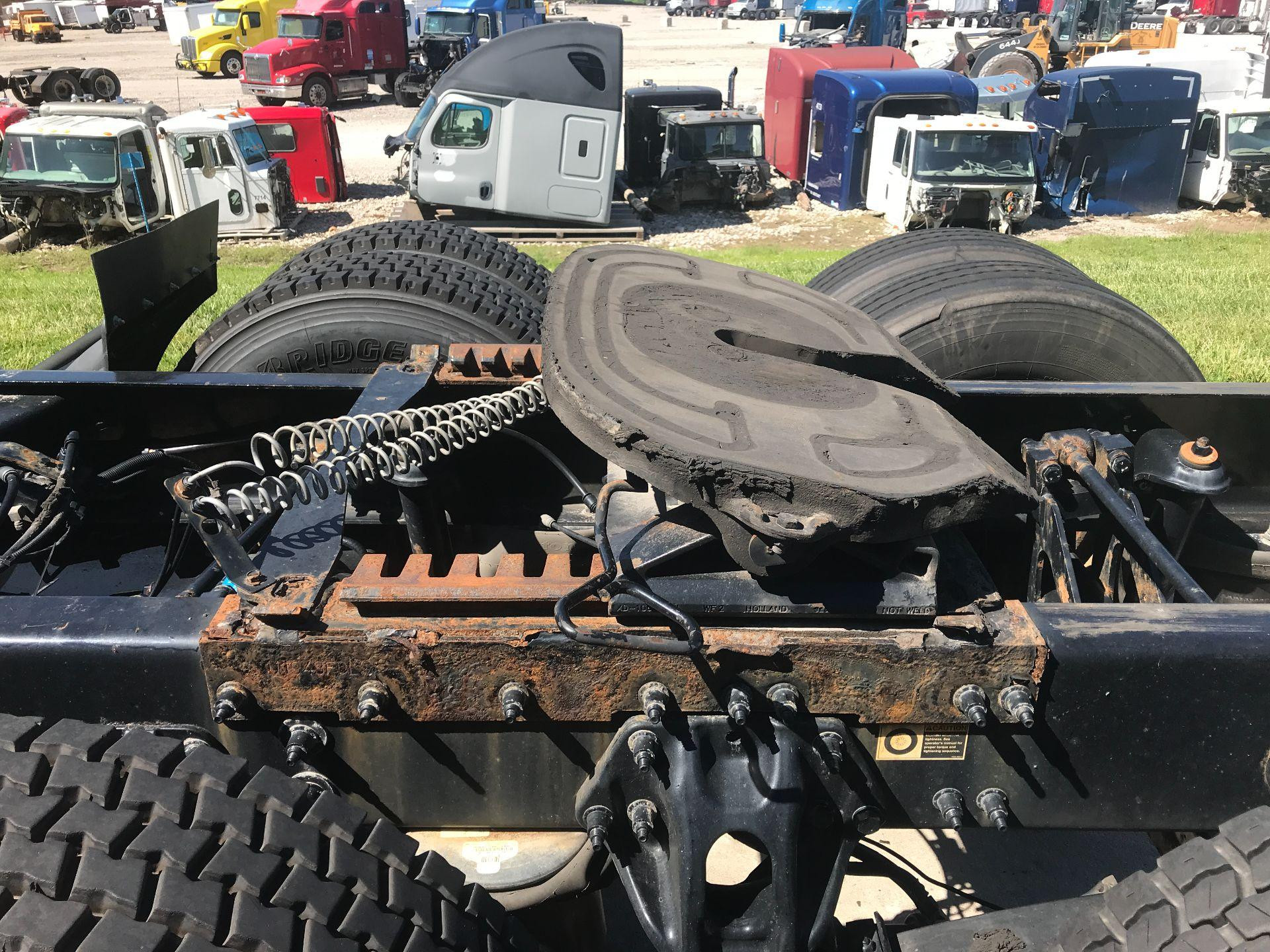 FW35-8003T3L | Holland FW17 Fifth Wheel for Sale