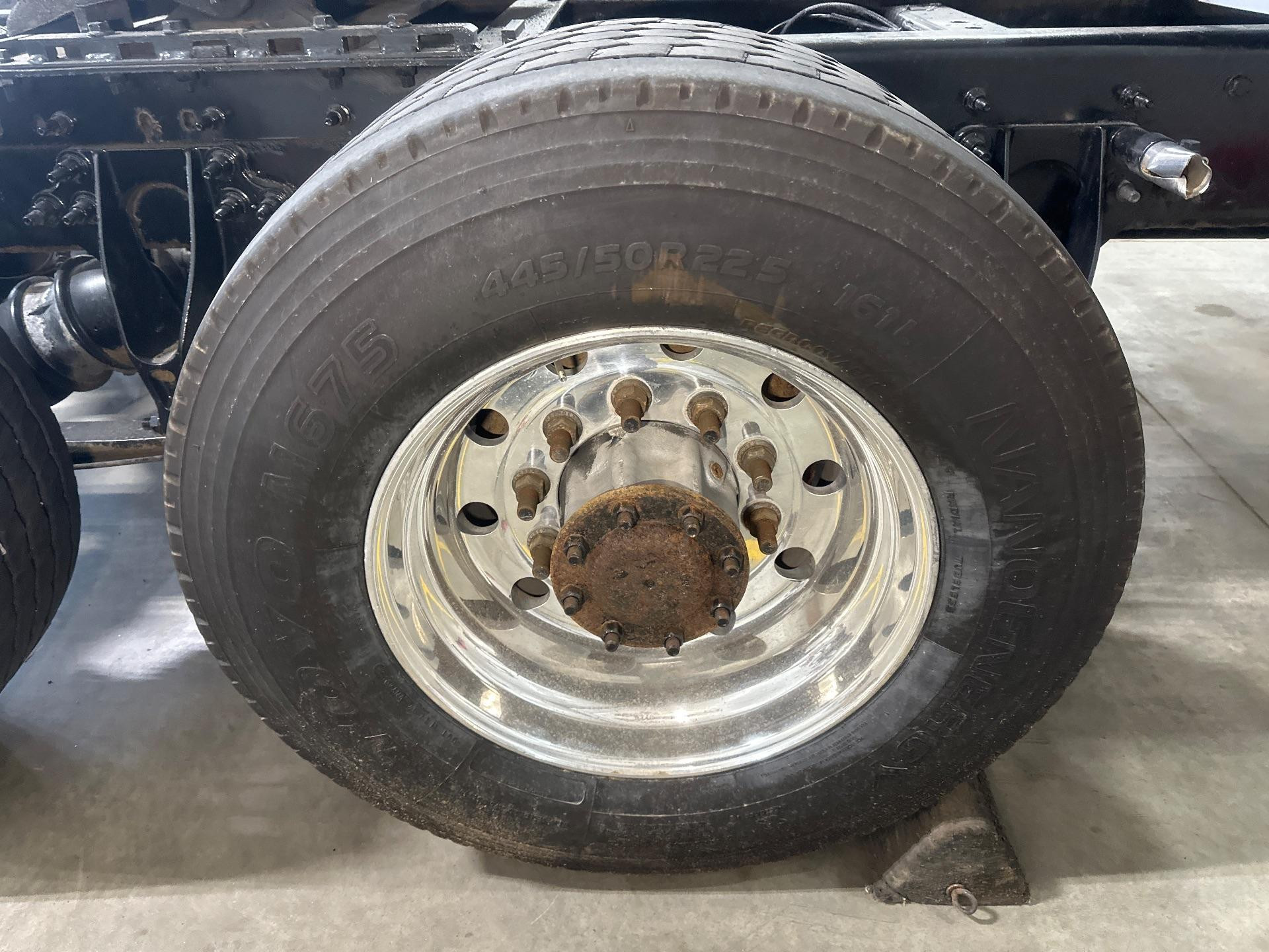 84U602 | Pilot SUPER SINGLE Tire and Rim for Sale