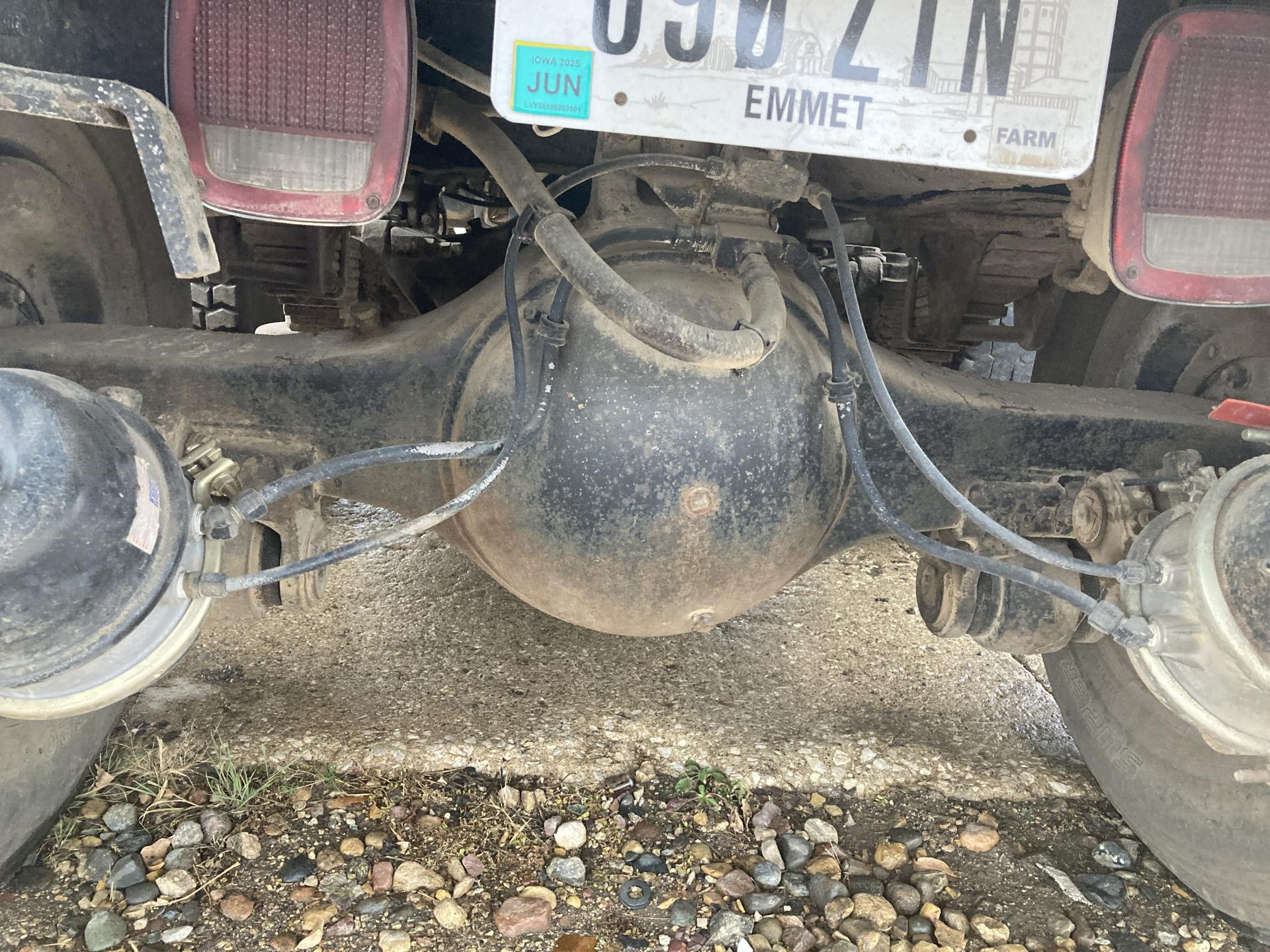 Meritor SQHD Axle Housing (Rear) for Sale