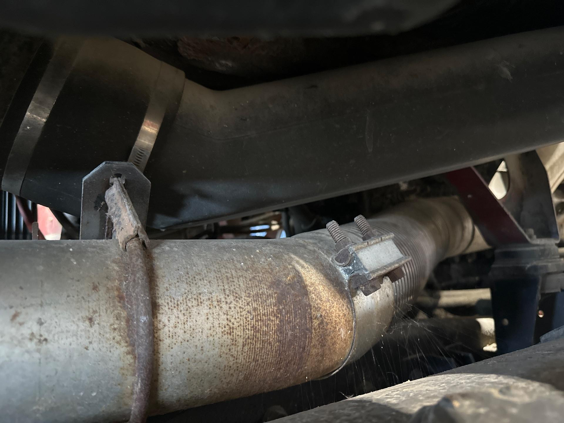 Freightliner FLC112 Air Transfer Tube for Sale