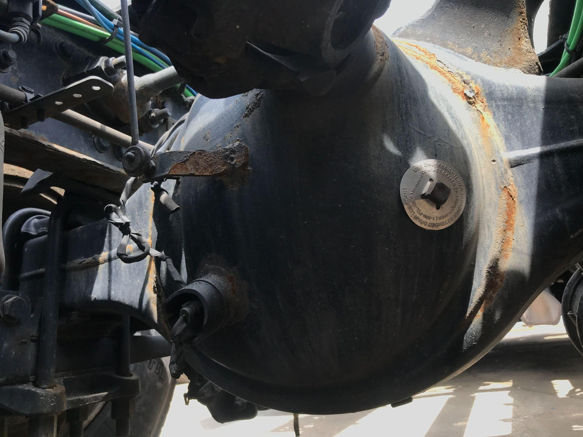 NO TAG | Detroit DART-400-4N Axle Housing for Sale