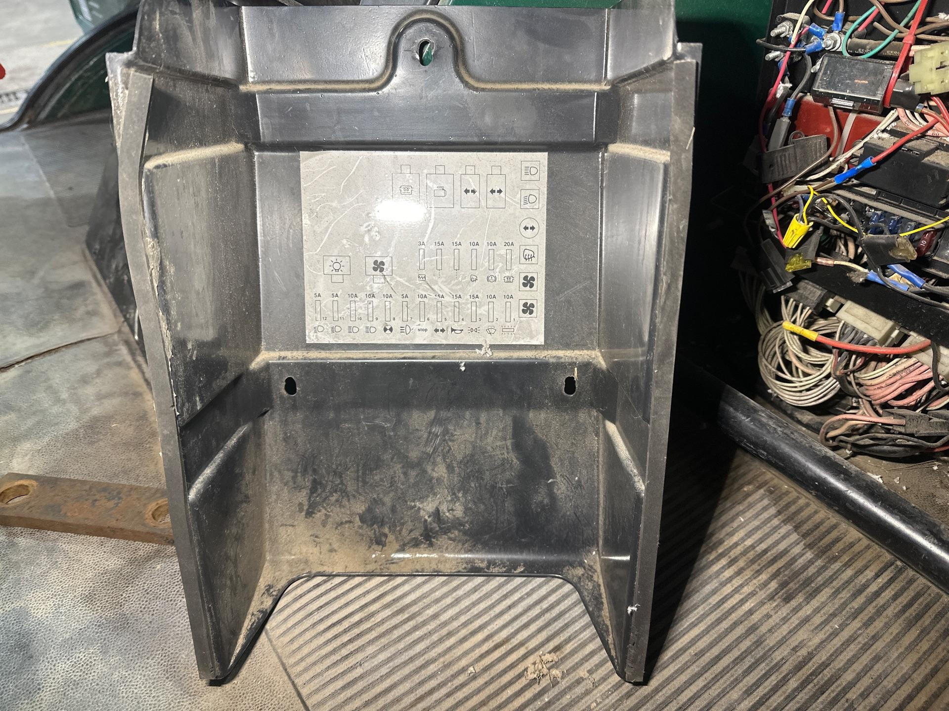 Mack CS MIDLINER Dash Panel for Sale