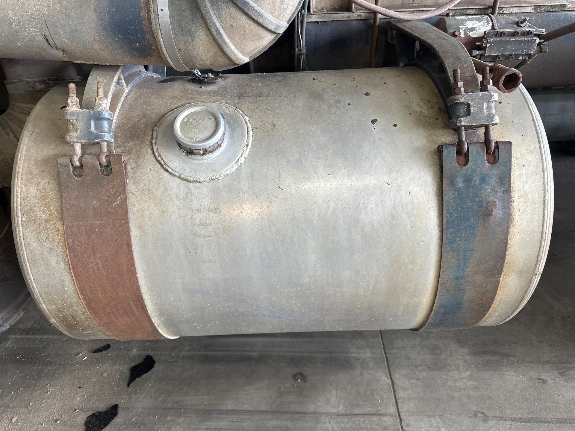 Freightliner FLT Fuel Tank for Sale