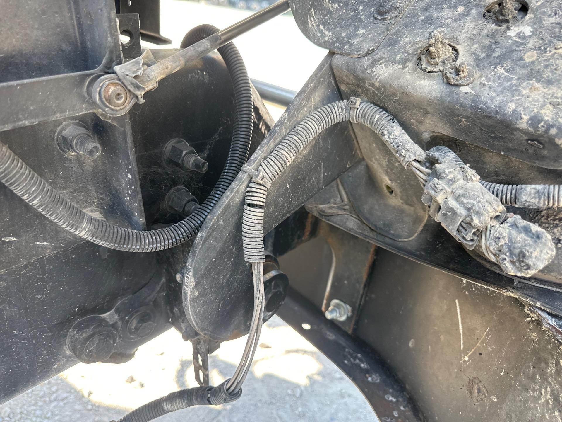 Volvo VHD Hood Hinge for Sale