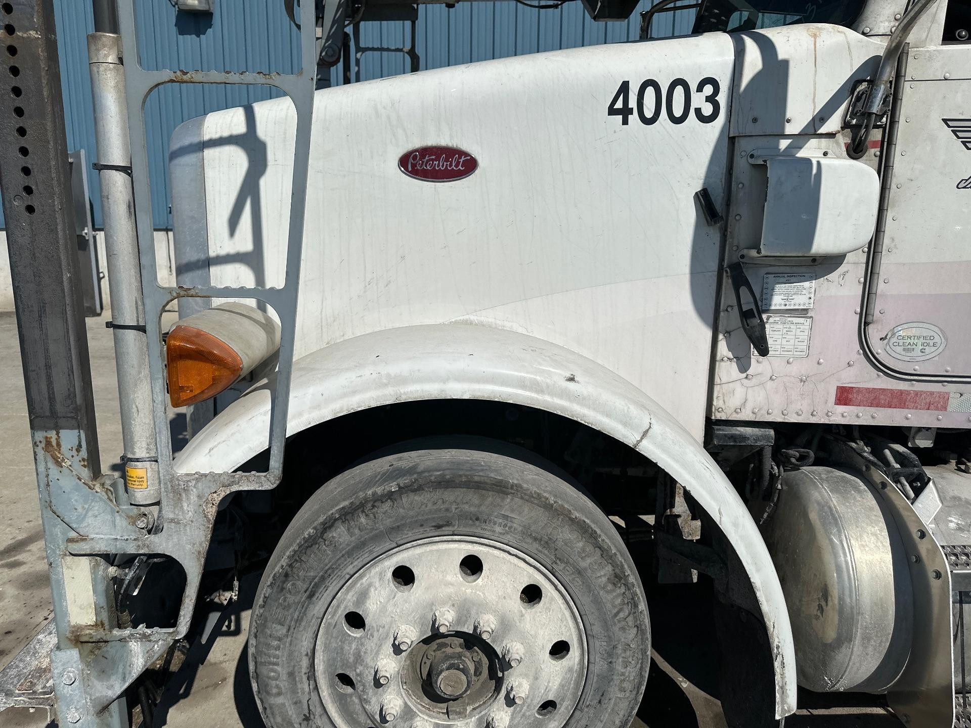 L29-6073-1200010 | Peterbilt 365 Hood for Sale