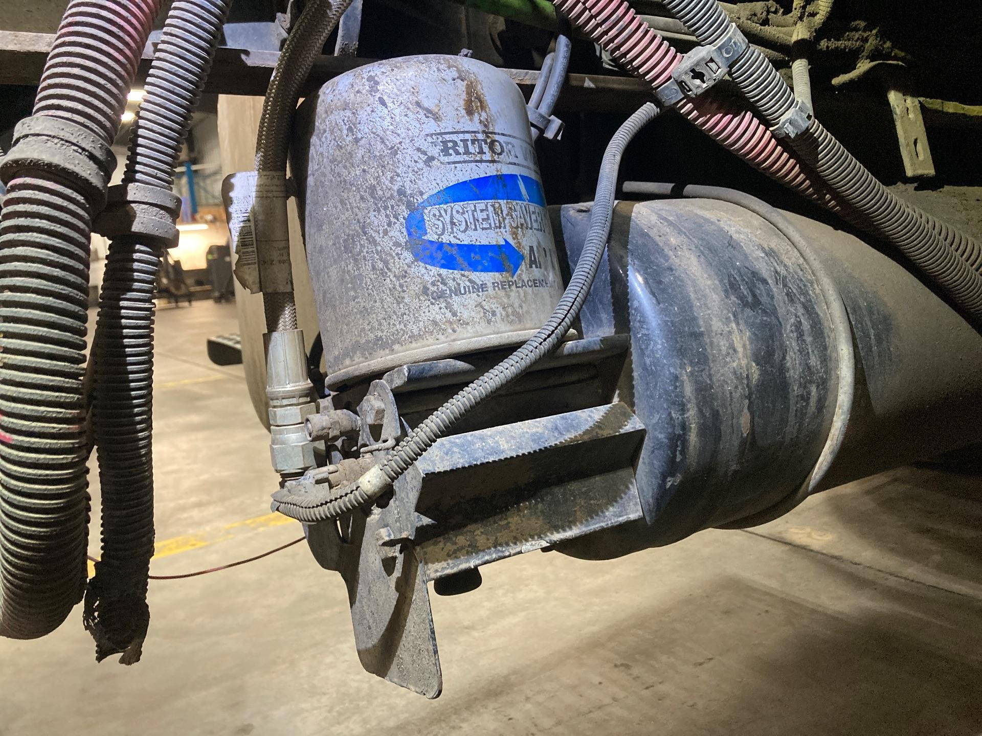 5011074 | Bendix AD-IS Air Dryer for Sale