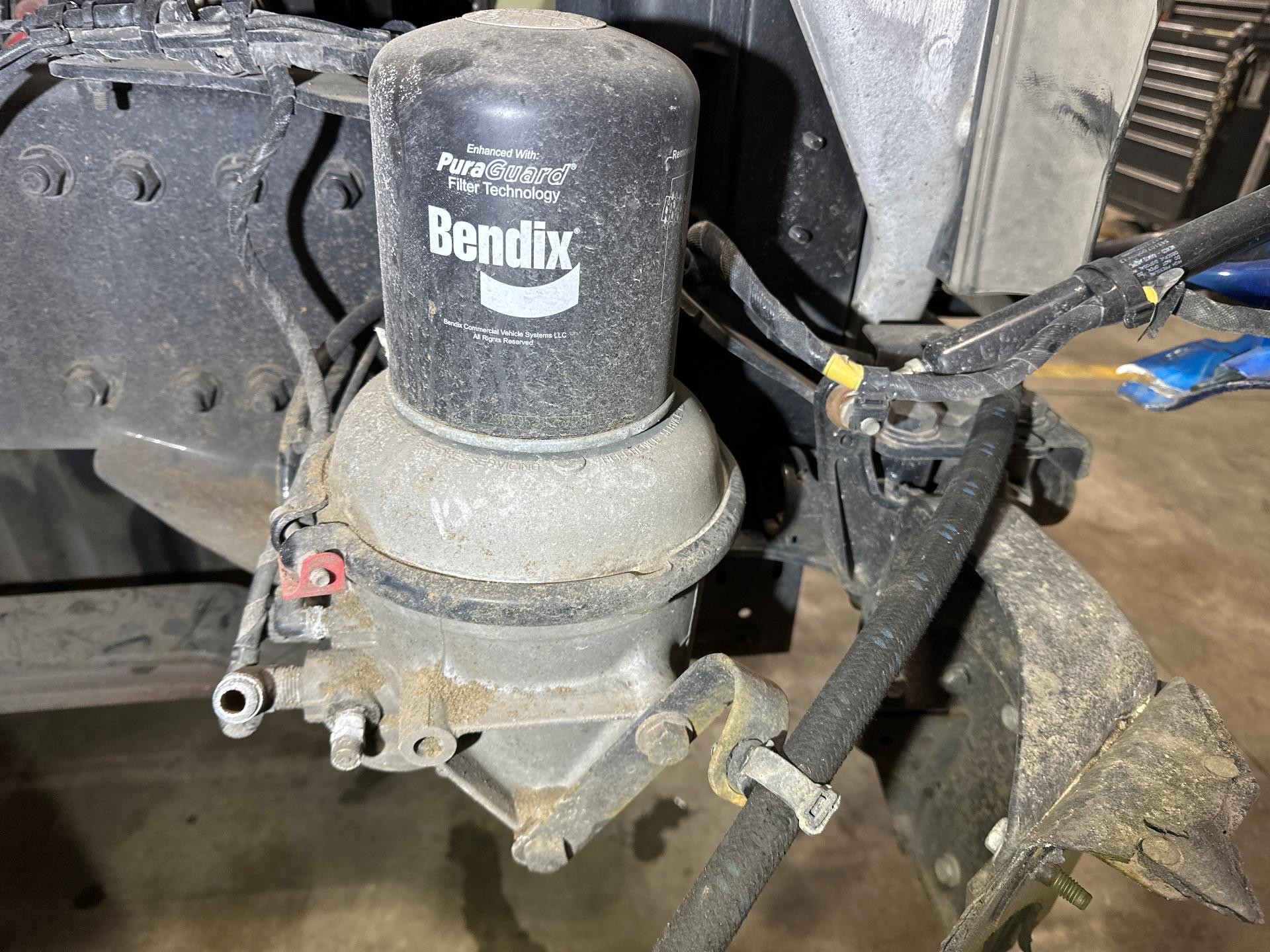 K092871PG | Bendix AD-9SI Air Dryer for Sale
