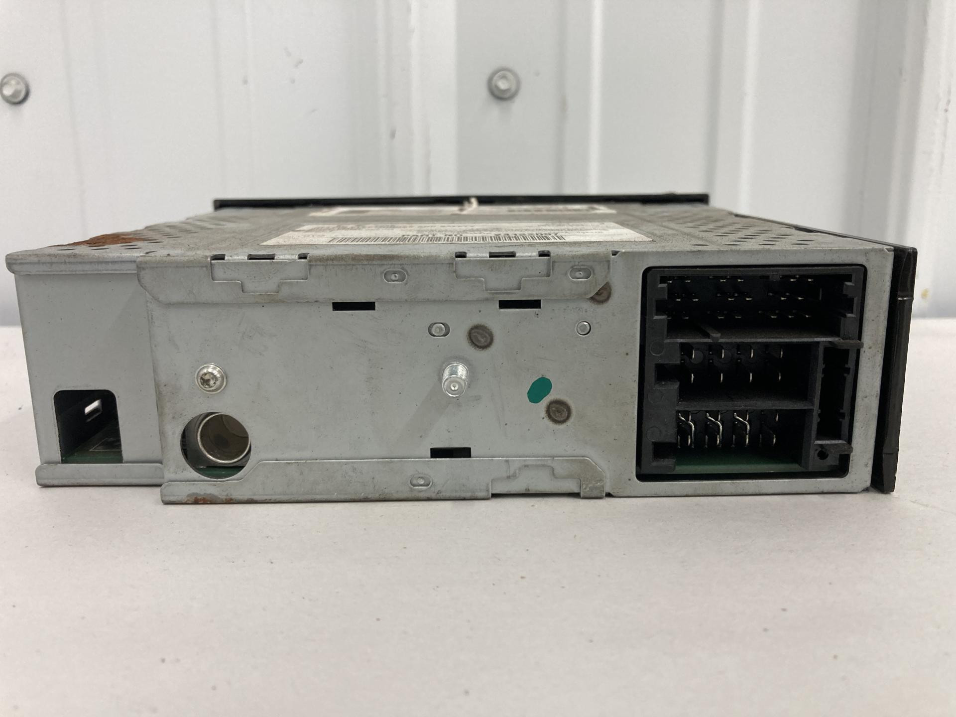 24122097 | Freightliner CASCADIA A/V Equipment (Radio) for Sale