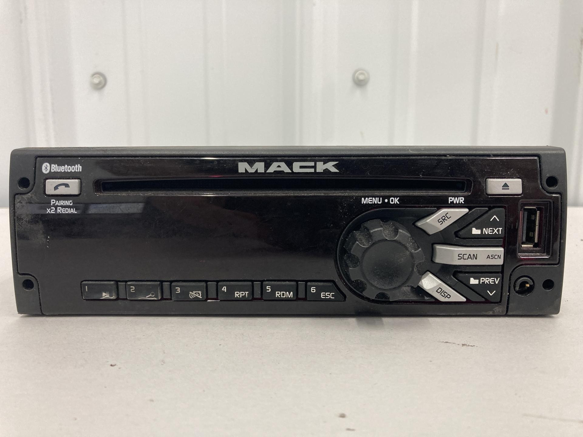 24145134 | Mack CXU613 A/V Equipment (Radio) for Sale