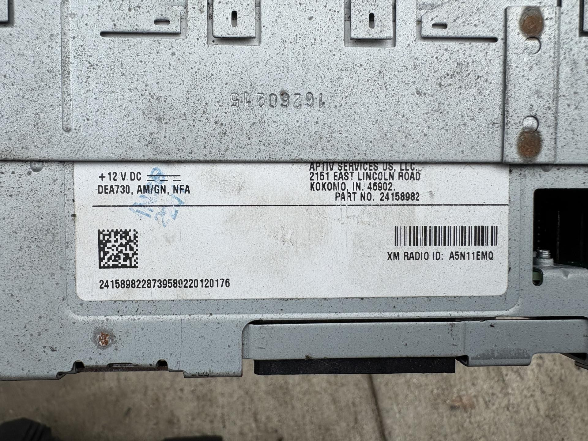 24158982 | International LT A/V Equipment (Radio) for Sale