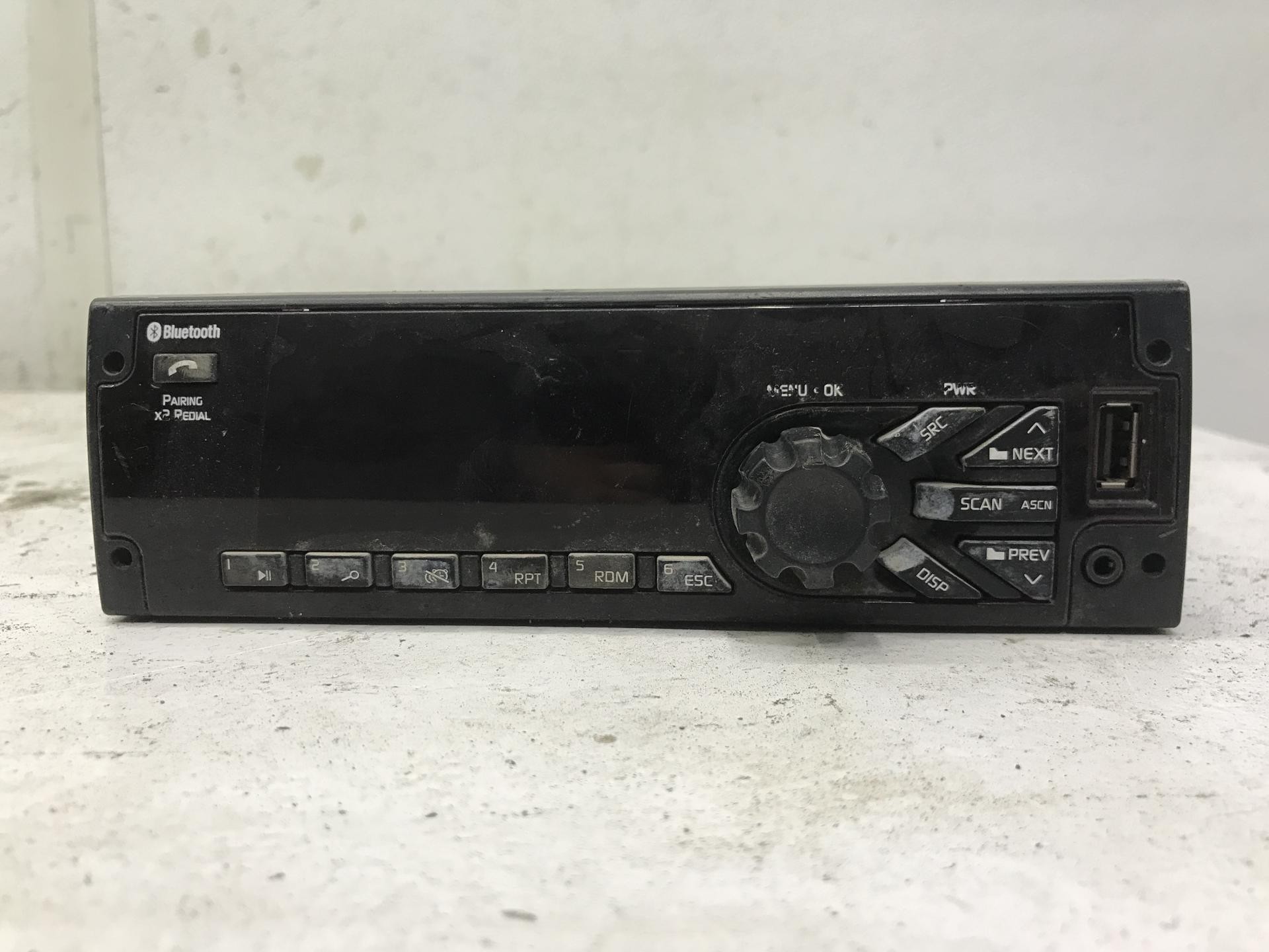 24146104 | International MV607 A/V Equipment (Radio) for Sale
