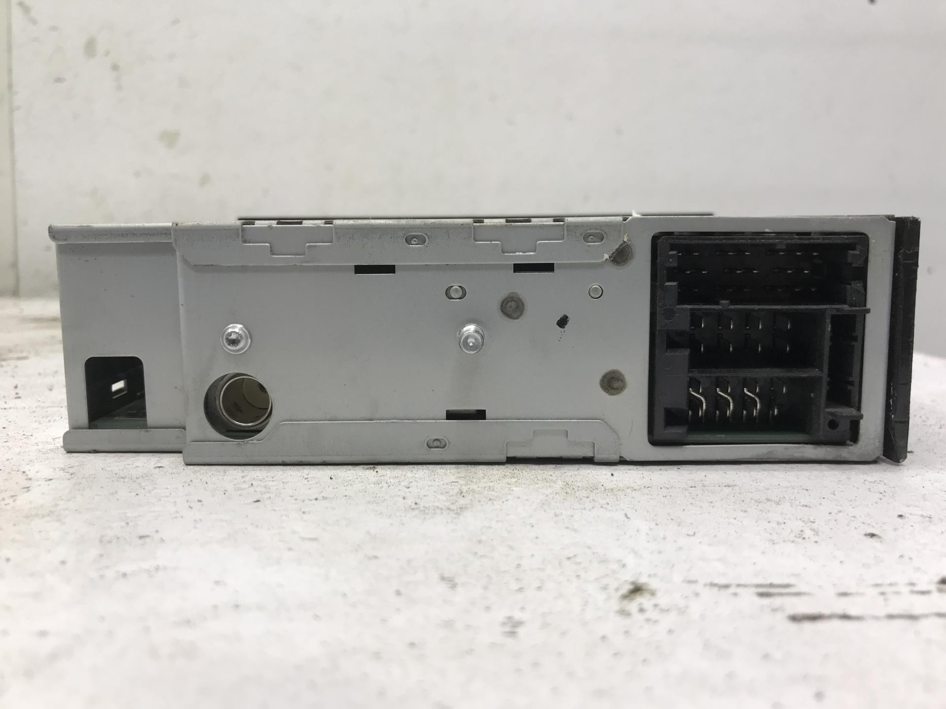 24146104 | International MV607 A/V Equipment (Radio) for Sale